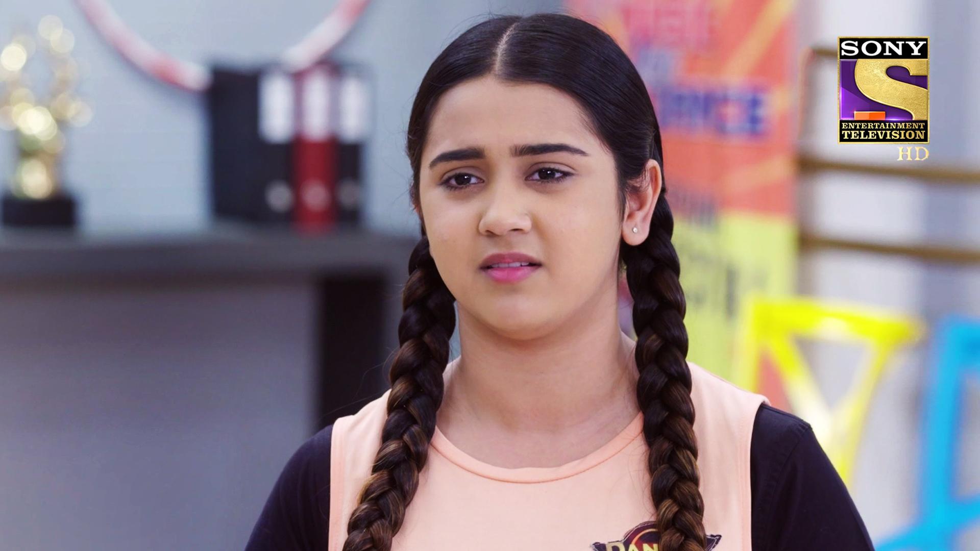 Watch Tara From Satara Episode No. 93 TV Series Online - Tara Fights ...