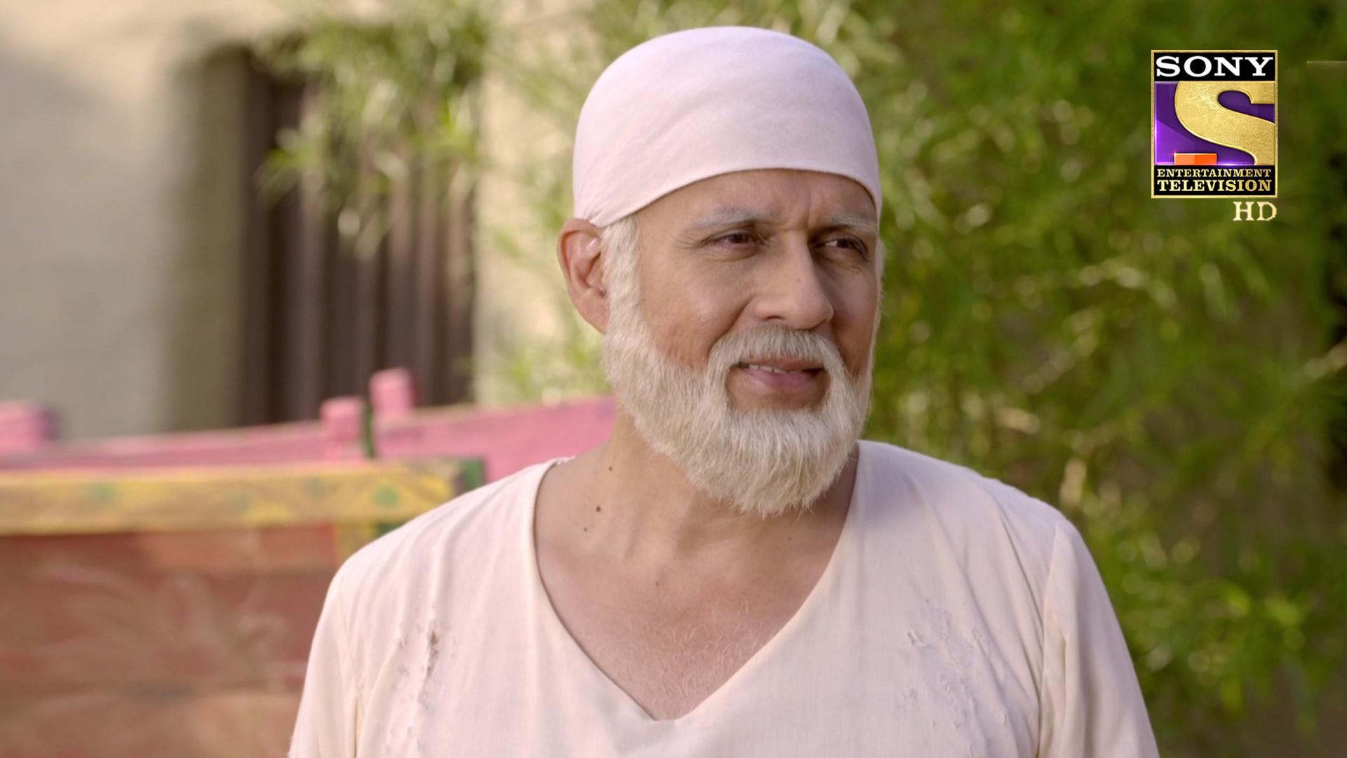 Watch The Bare Minimum Full HD Video Clips on SonyLIV