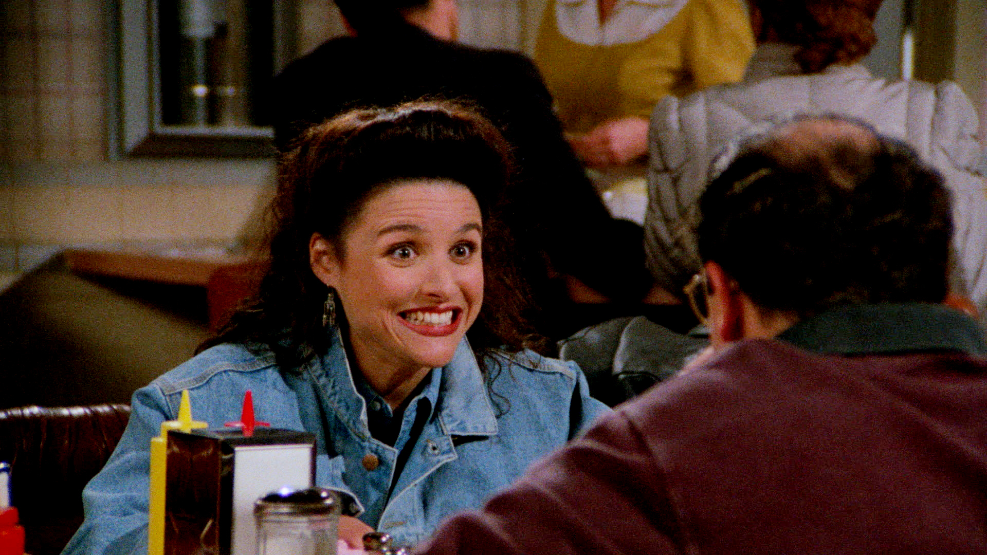 Seinfeld: Season 4 Episode 16 - The Outing - SonyLIV