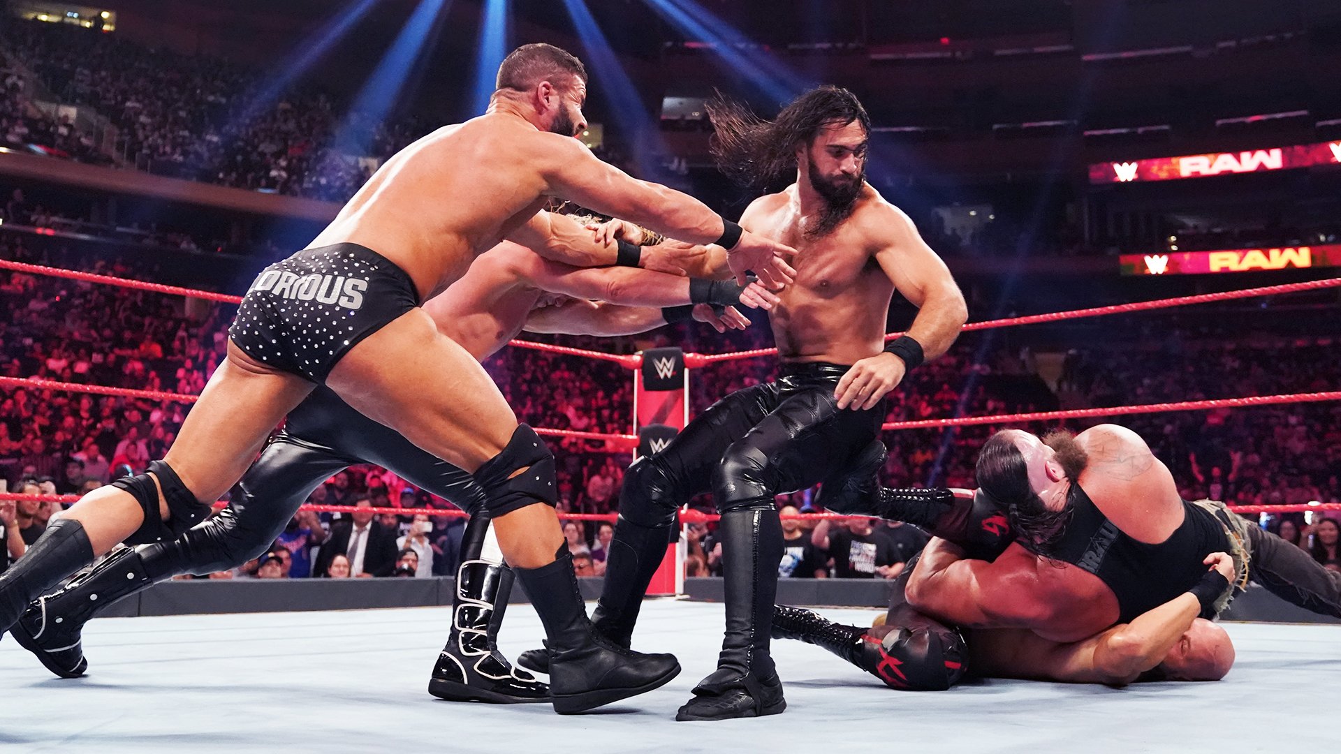 WWE_4e21cd47-df01-443b-9fa6-786a97dcd7e8.jpg