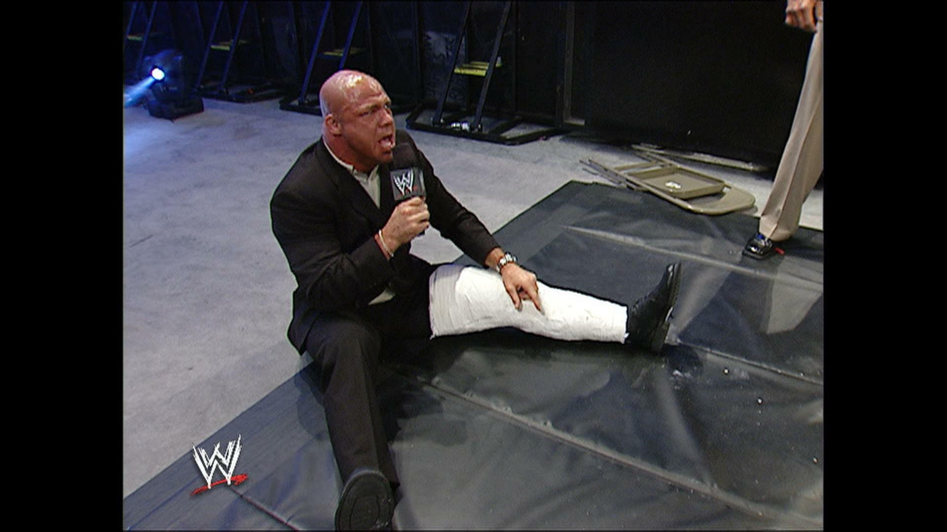 WWE_d244fa82-b52b-0345-a4b0-c822c462e54a.jpg