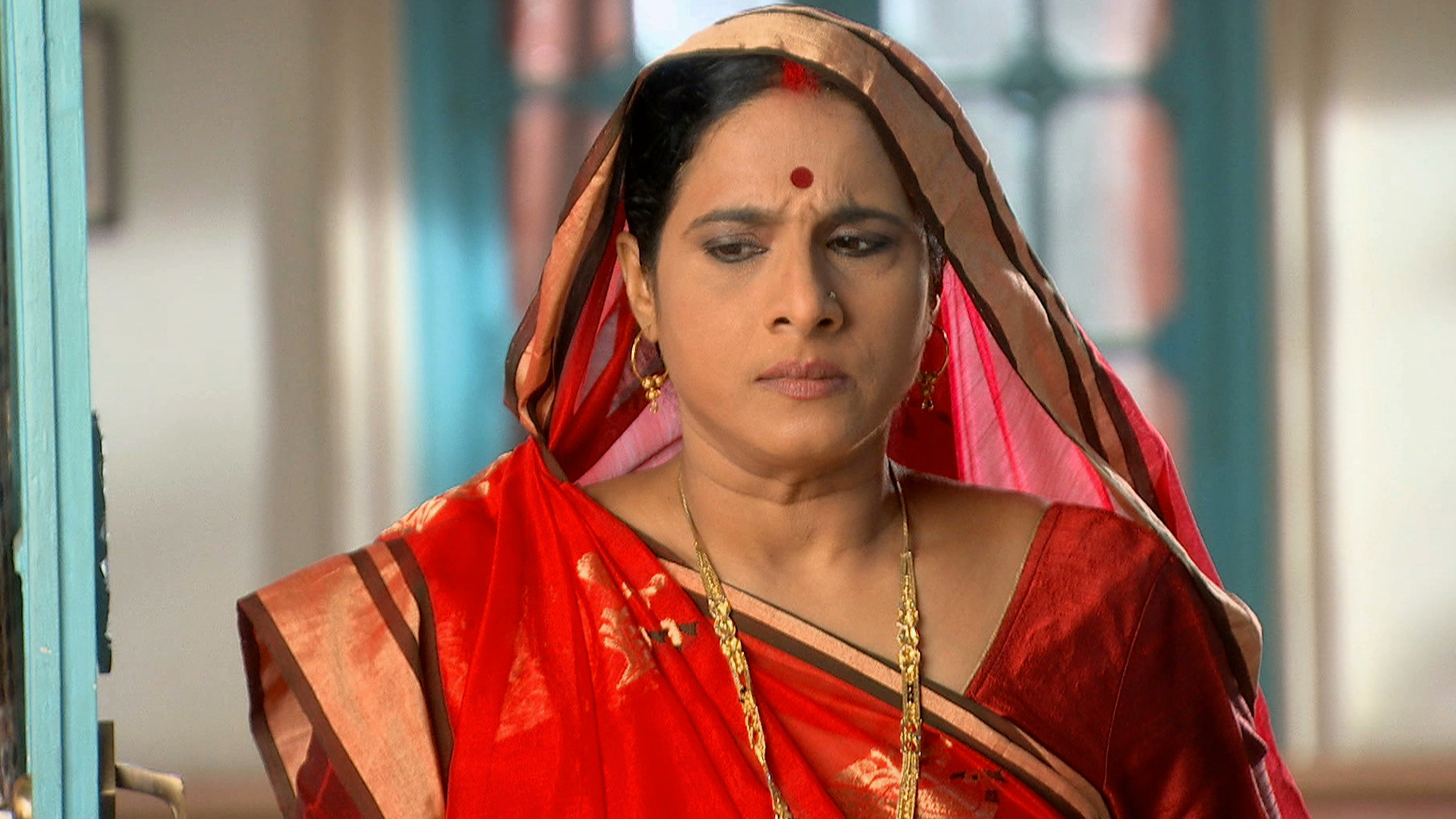 Hum Hai Na : Episode 42 - Mishra Family Comes To Sagarika House For ...