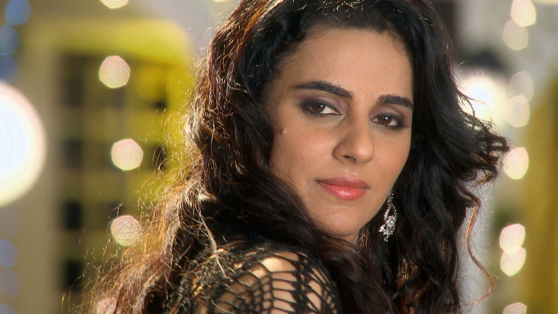 Watch Hum Hain Na Episode No. 52 TV Series Online - Pool Party - SonyLIV