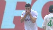 Watch Spirited ENG Counter PAK Take Vital Lead Second Test Day 2