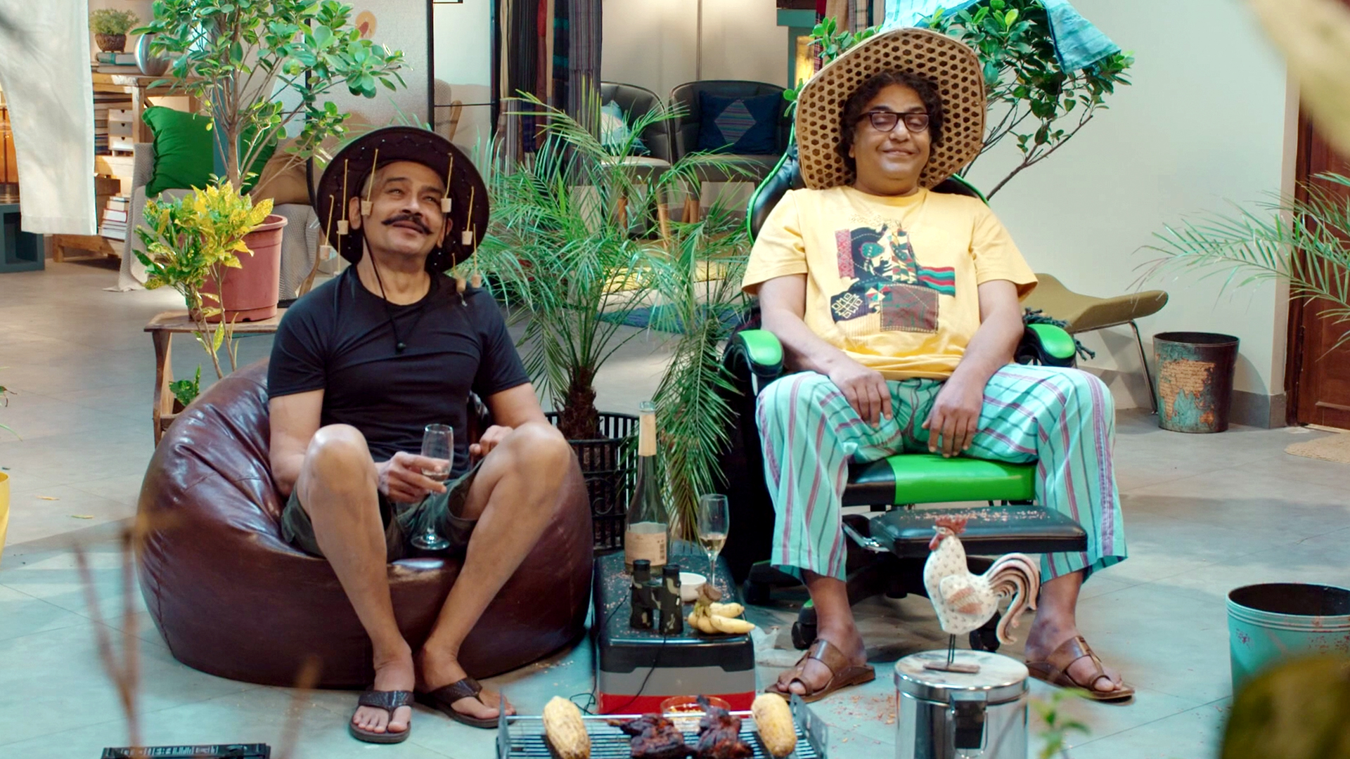 Watch Sandwiched Forever Episode No. 6 TV Series Online - Papa Ka ...