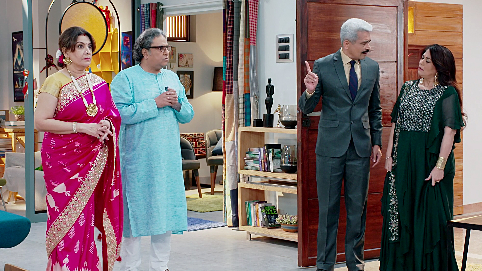 Watch Sandwiched Forever Episode no. 9 TV Series Online - Suit V/S ...