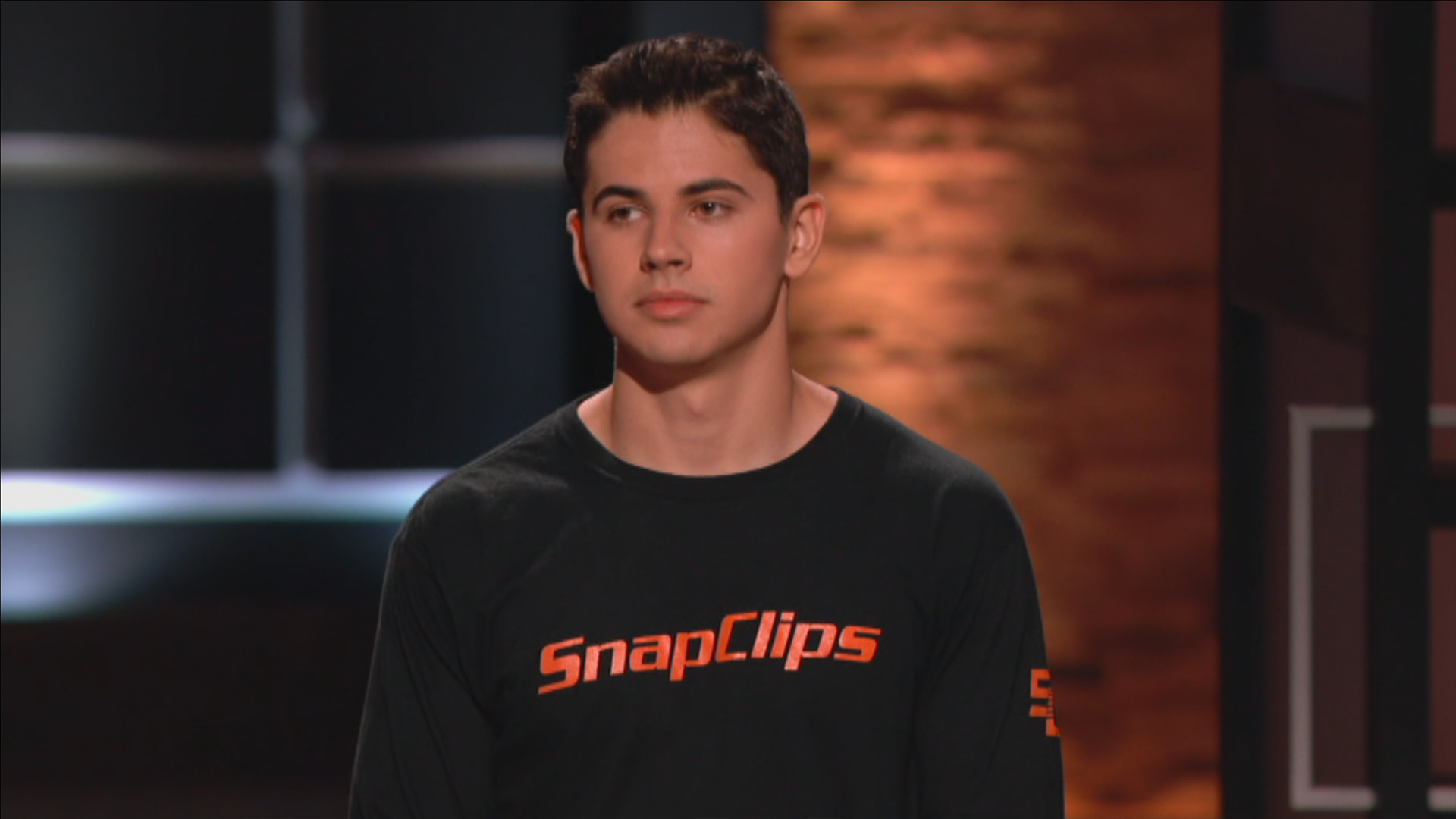 Watch Shark Tank Episode No. 18 TV Series Online - Helping The Athletes ...