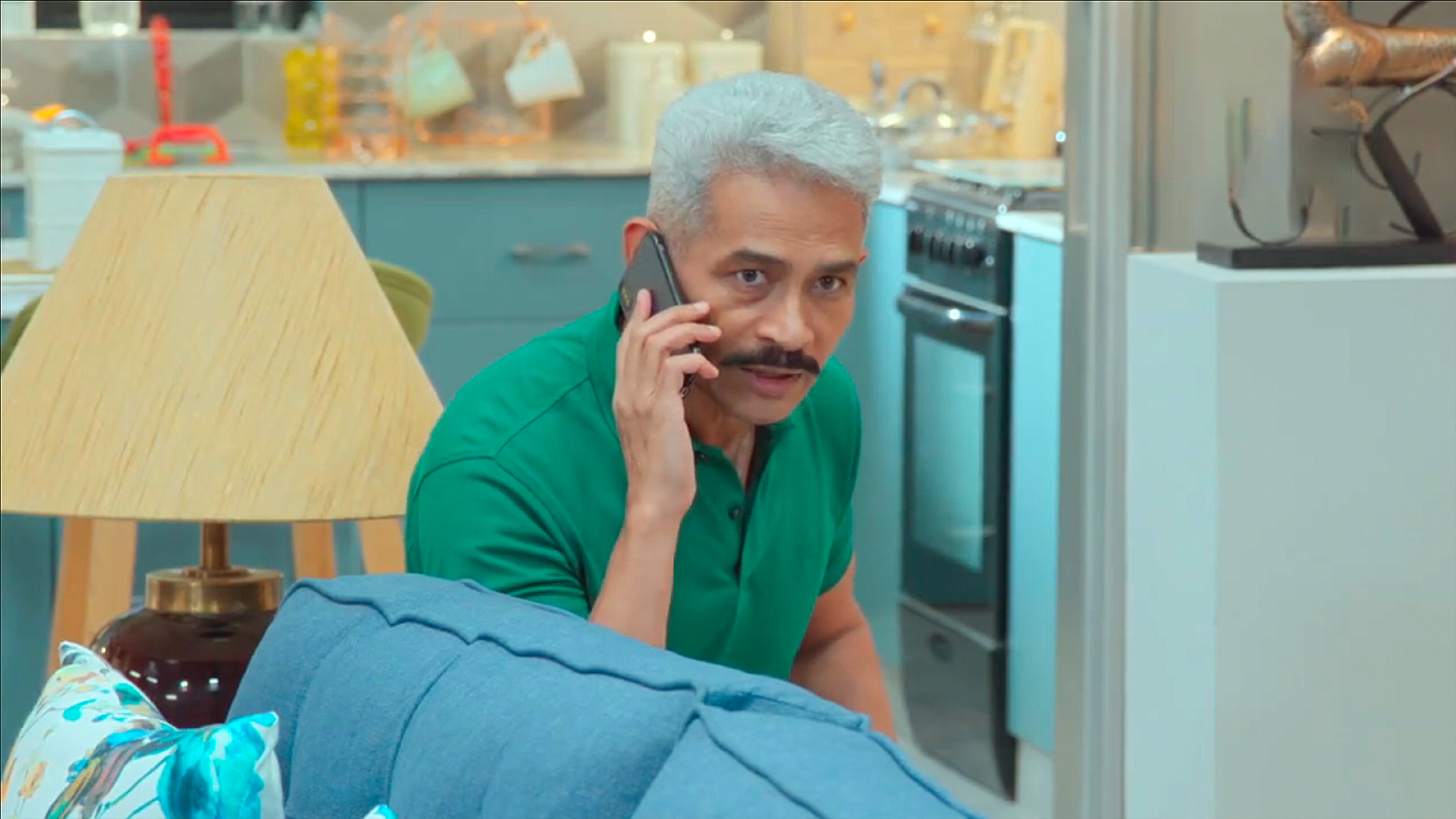 Watch A 'Spirit Guide' In A Potted Plant from Sandwiched Forever online ...