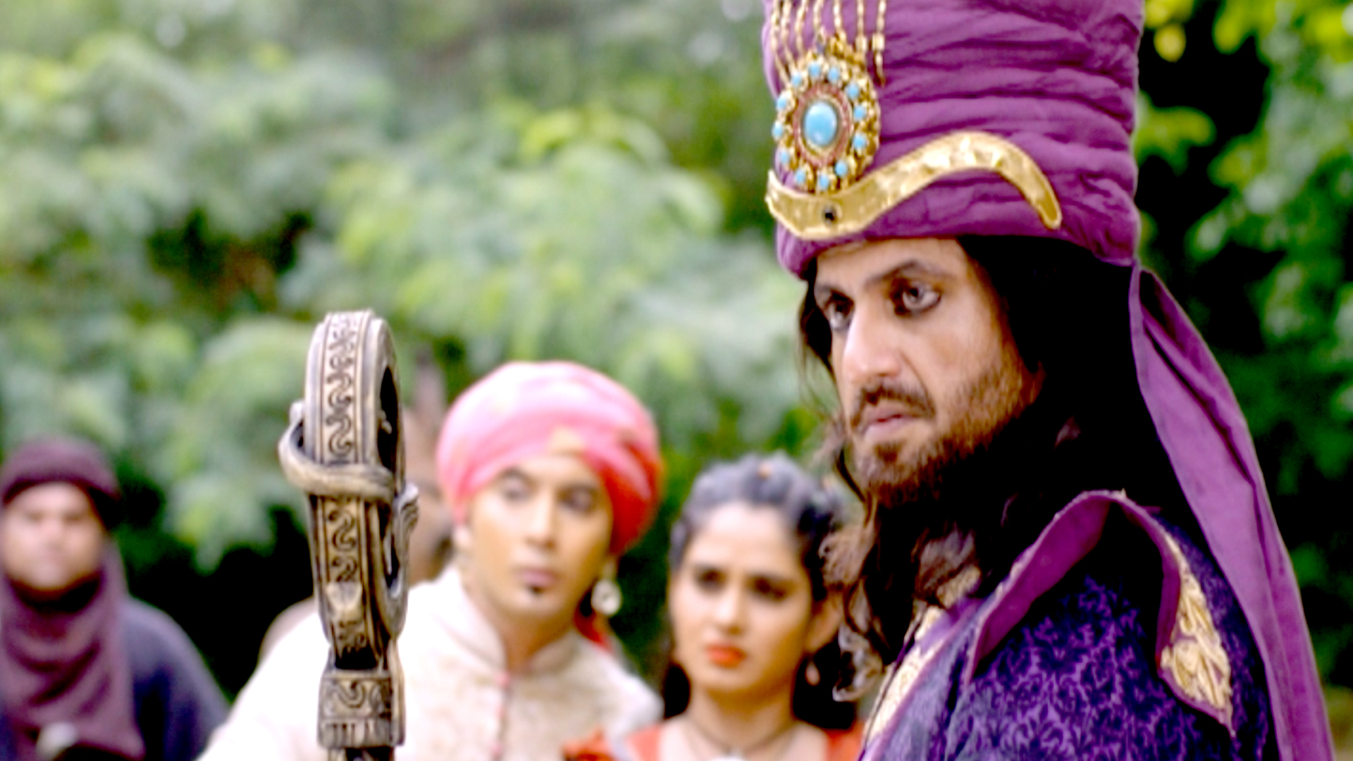 Watch Aladdin Episode no. 17 TV Series Online - Followed By The Crows ...