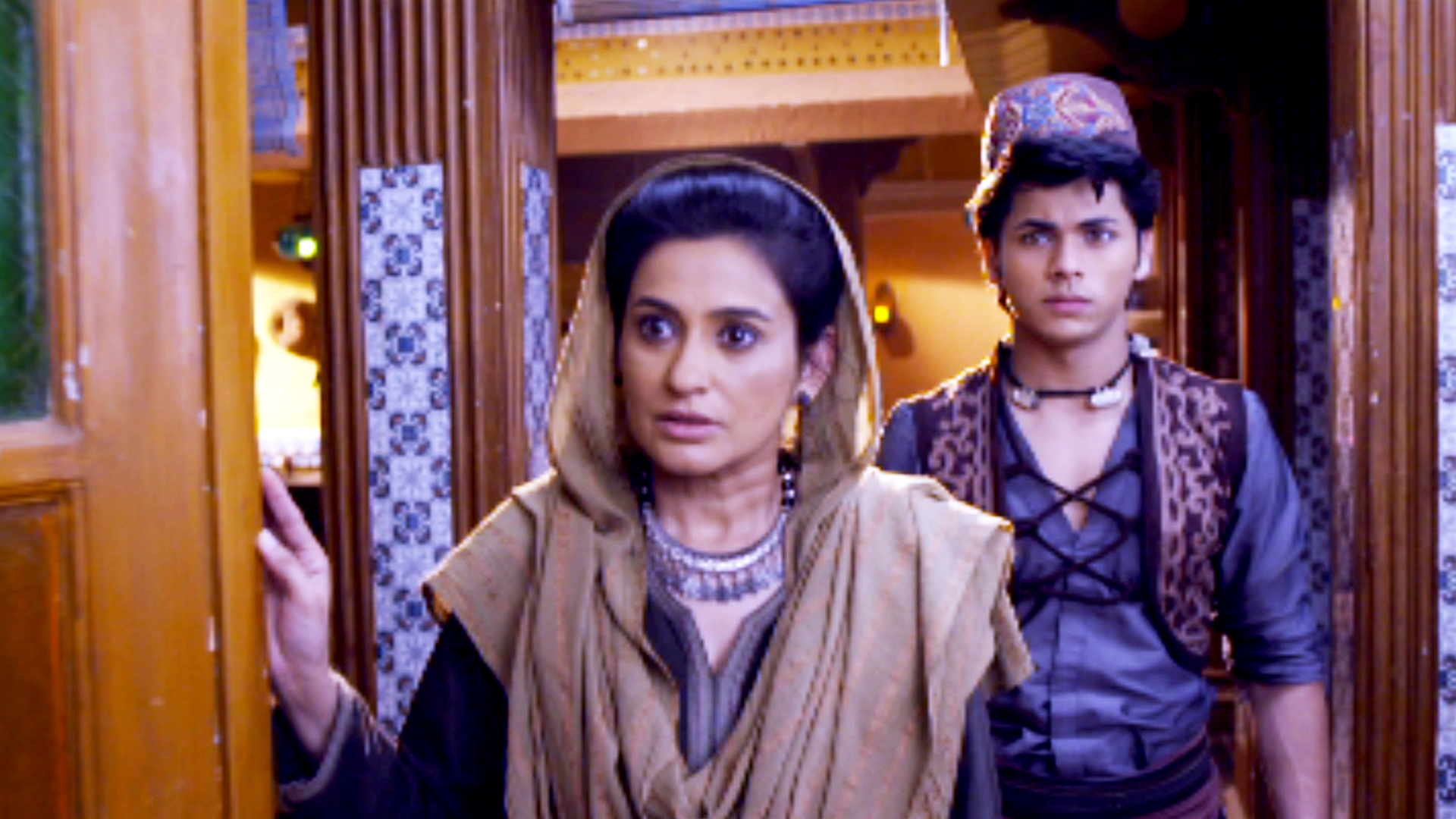 Watch Aladdin Episode 44 Online - A Wicked Plan - SonyLIV