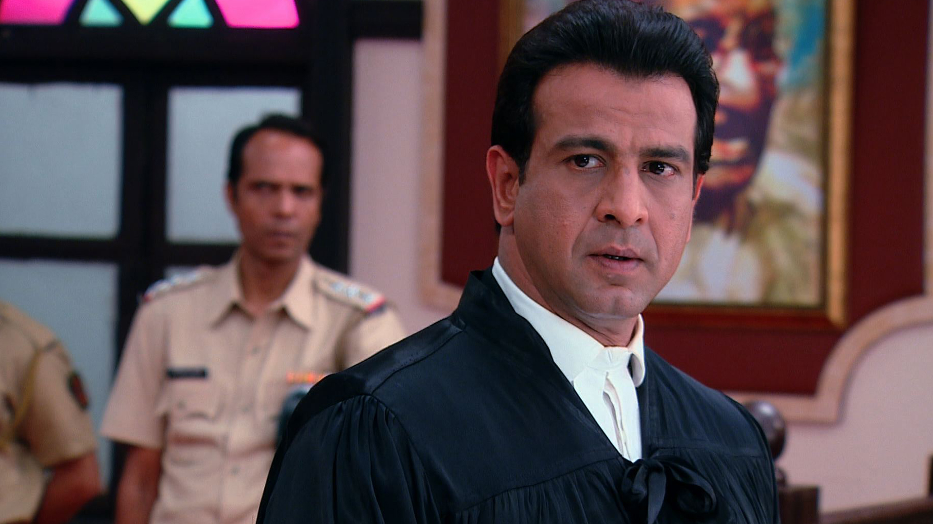 Watch Adaalat Episode No. 241 TV Series Online - Qatil Patrakar - SonyLIV