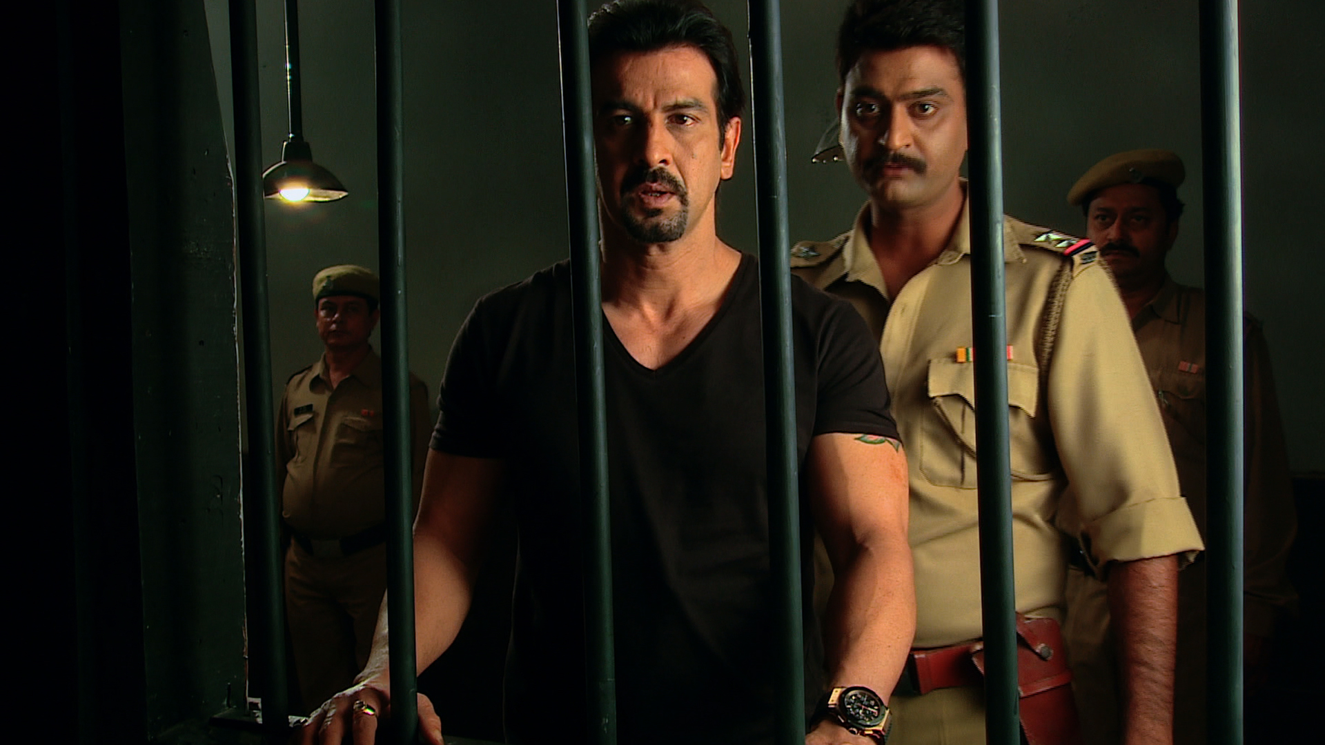 Watch Adaalat Online - All Latest Episodes Online on SonyLIV