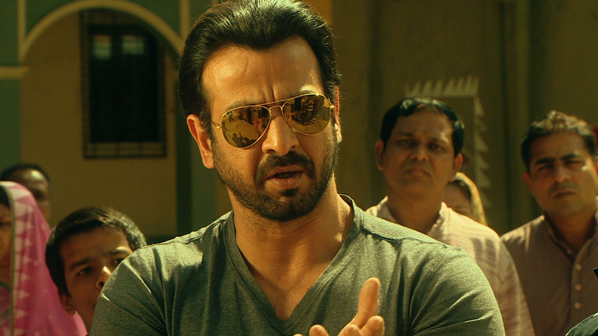 Watch Adaalat Episode no. 306 TV Series Online - Dangerous Ghoori ...