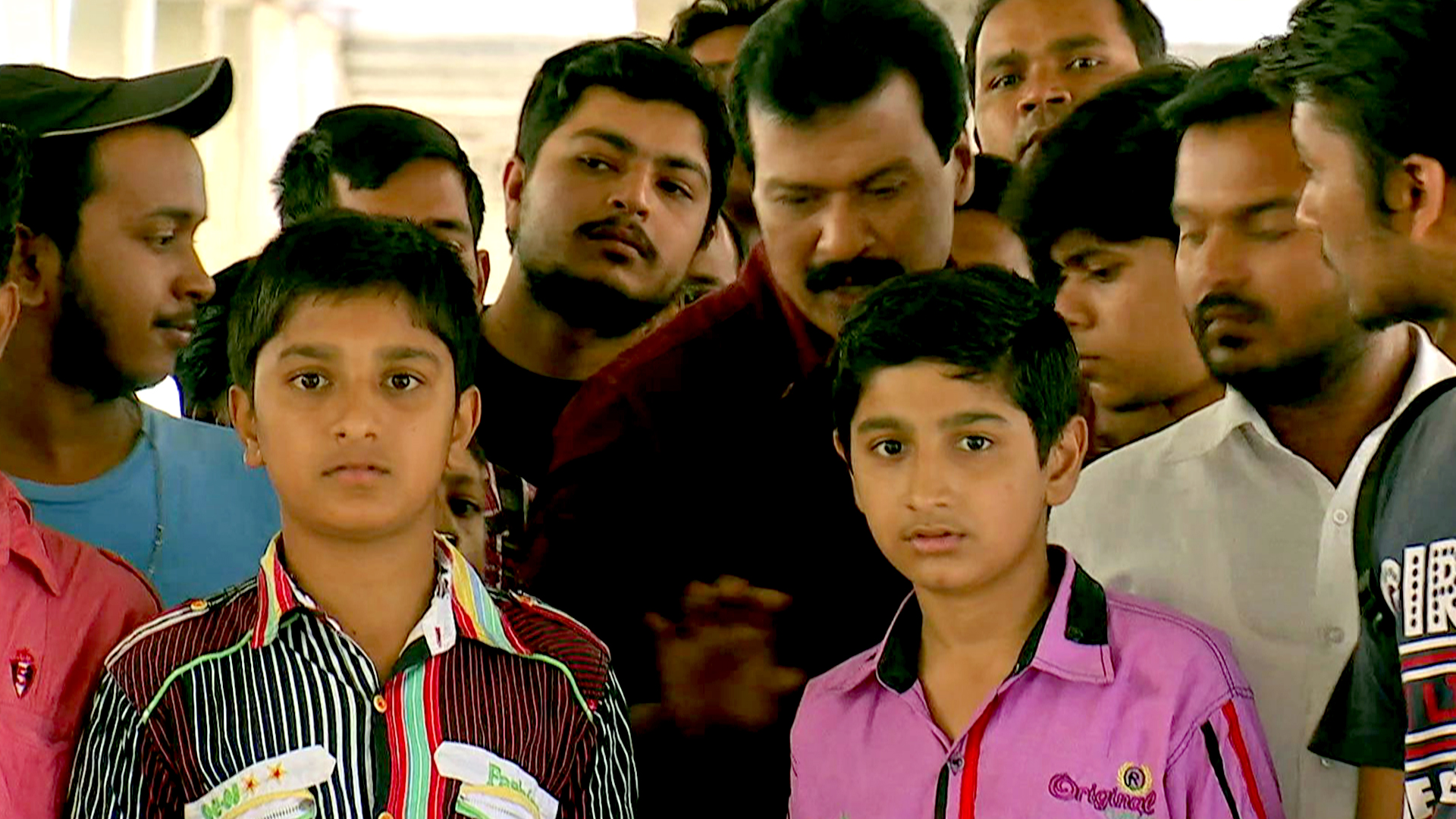 Watch CID Episode No. 1051 TV Series Online - Naari Suraksha - SonyLIV