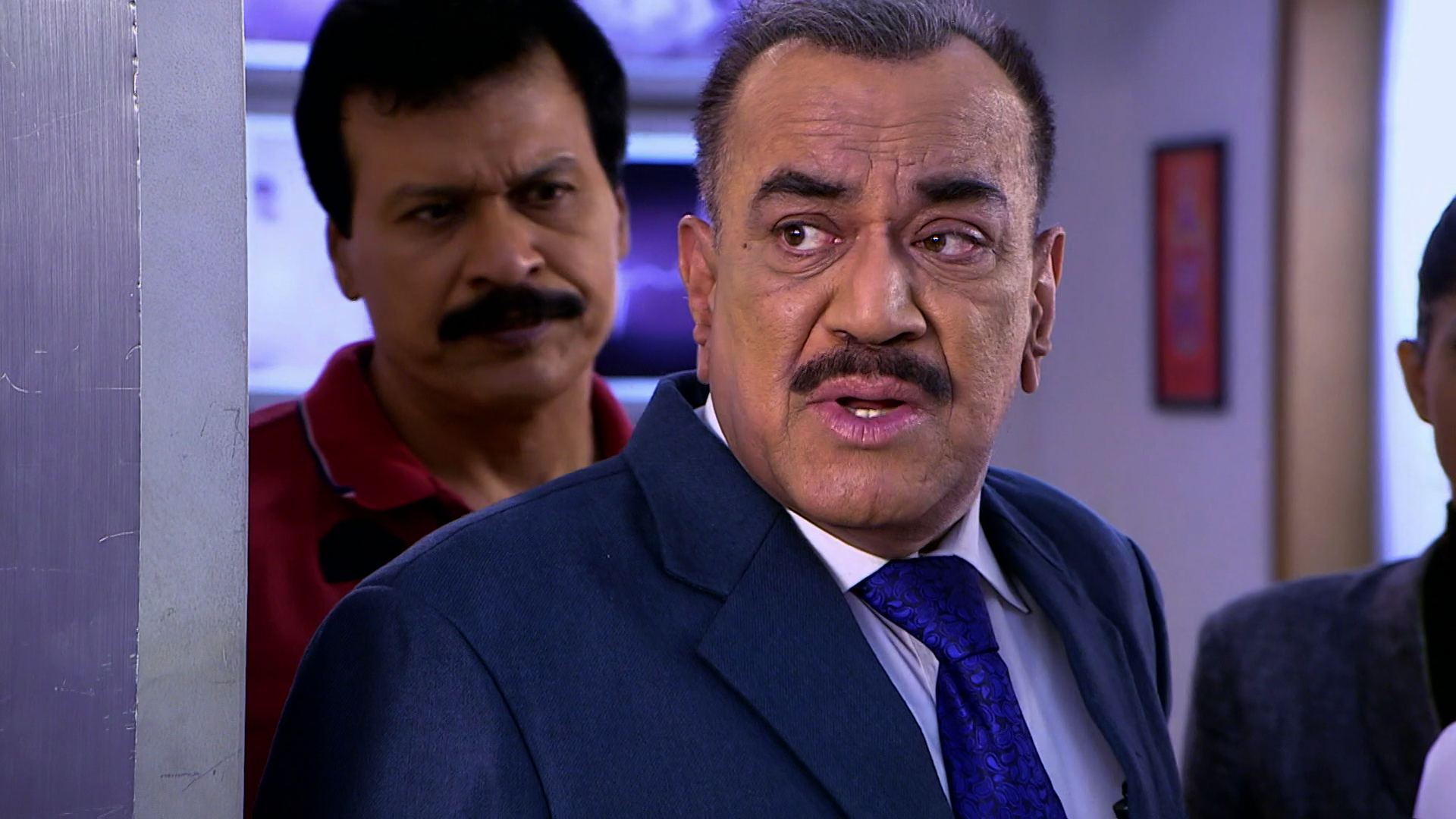 Watch CID Episode No. 1318 TV Series Online - Machchar Ka Rahasya - SonyLIV