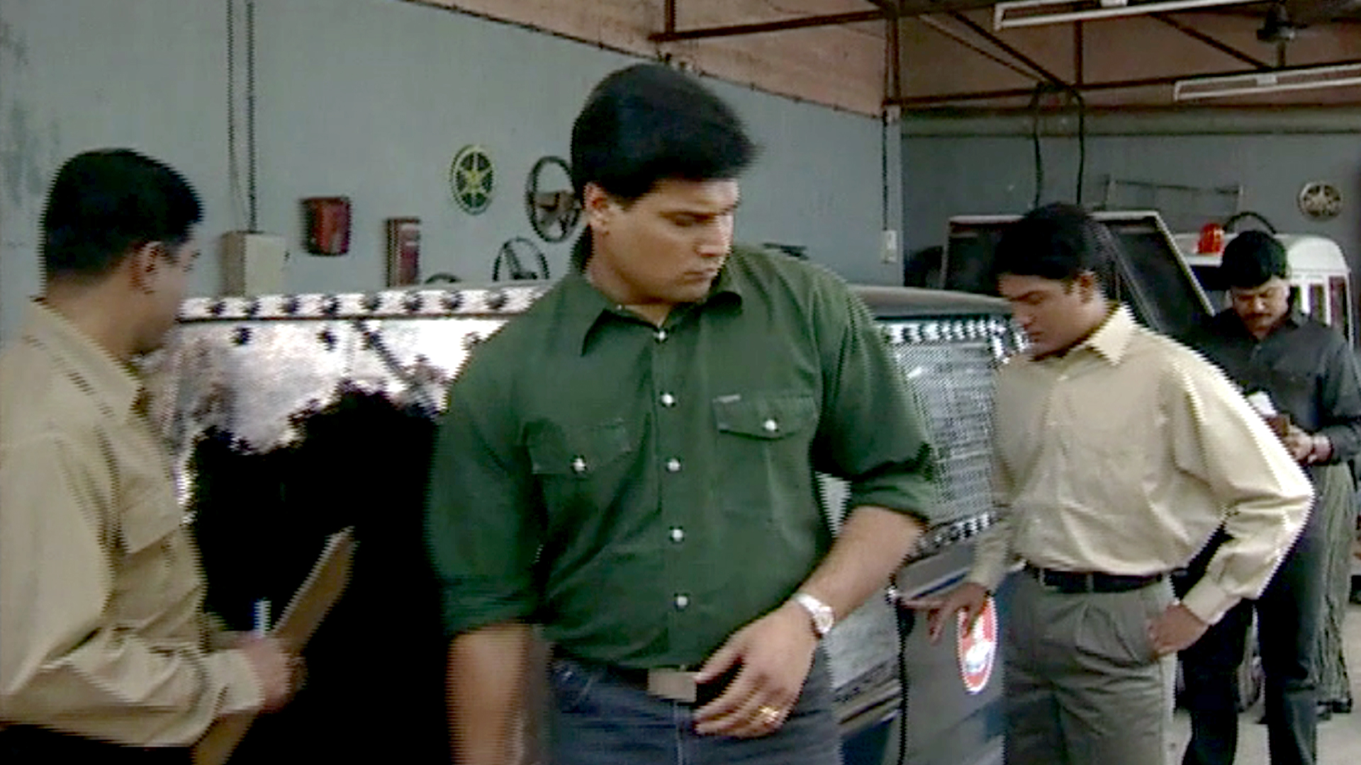 Watch CID Episode No. 150 TV Series Online - The Armoured Bank Van ...