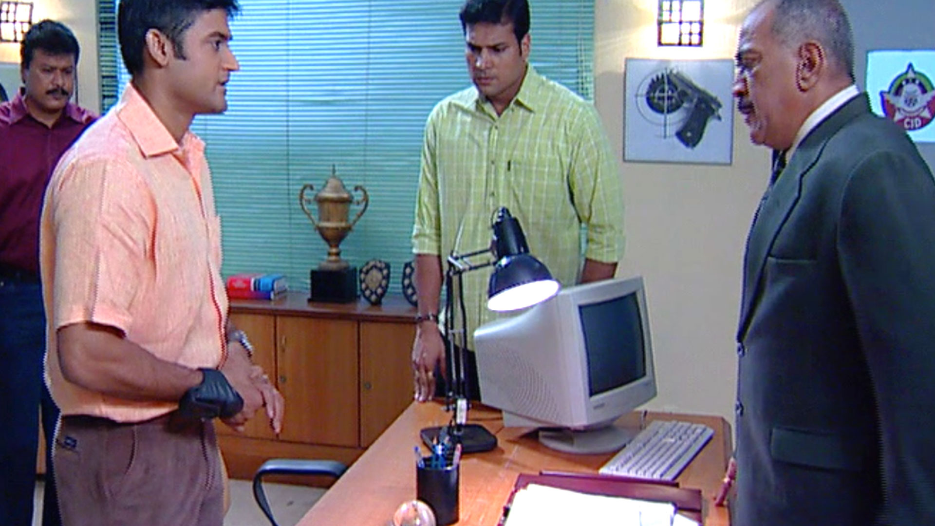 Watch CID Episode No. 344 TV Series Online - The Murder In The ...