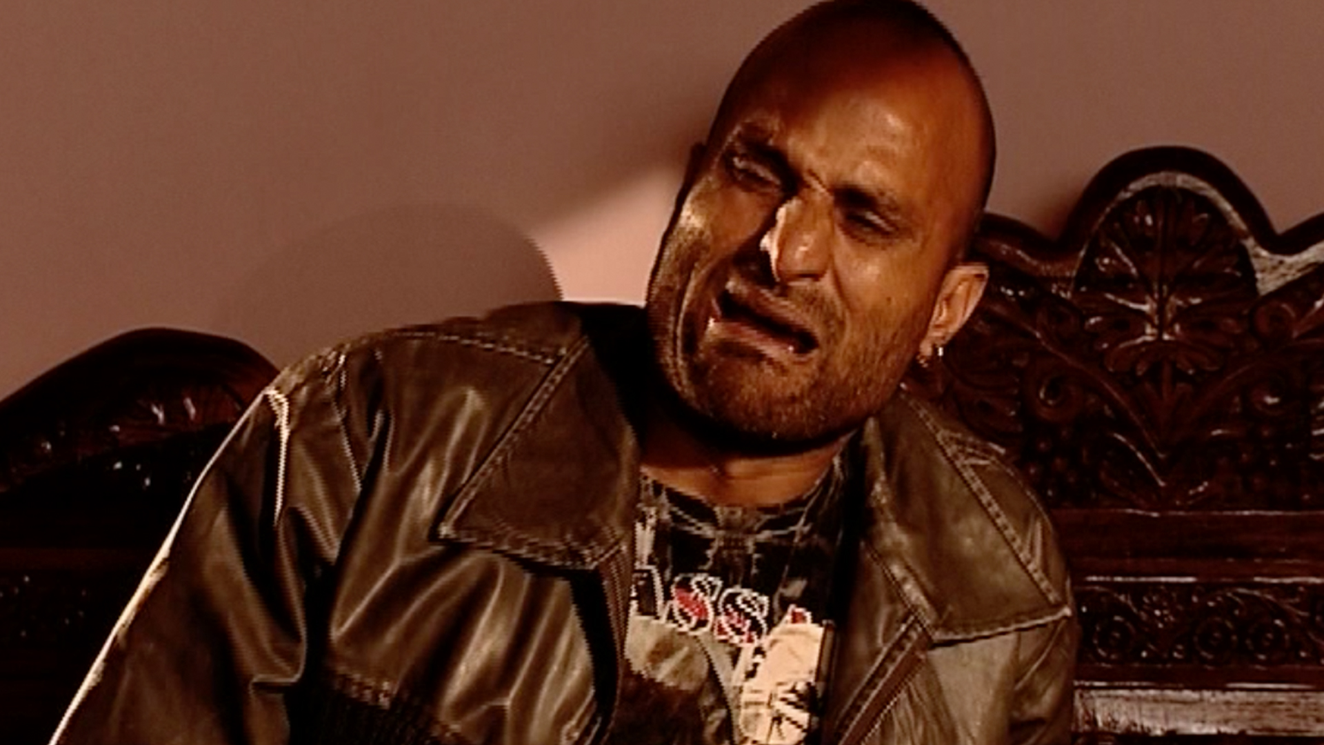 Watch CID Episode No. 504 TV Series Online - Chehre Pe Chehra - SonyLIV