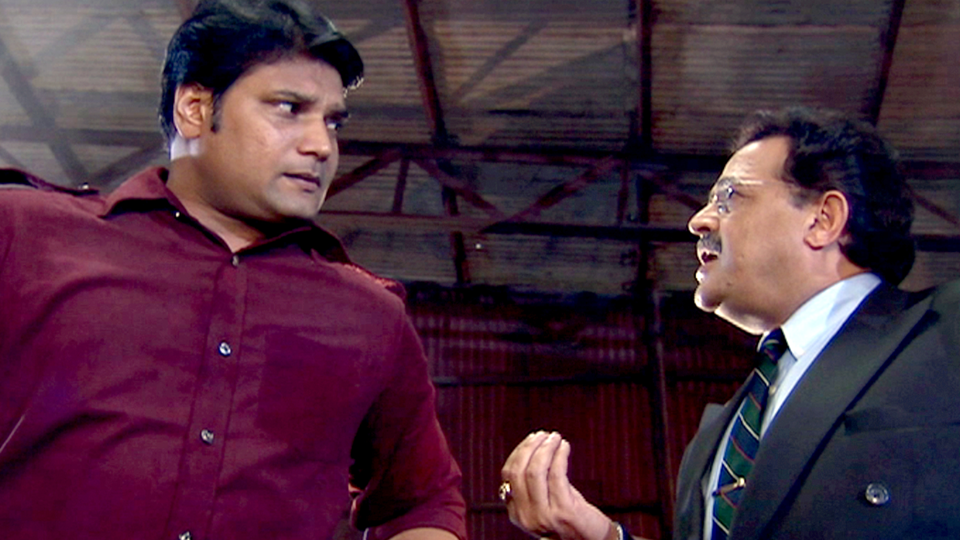 Watch CID Episode no. 634 TV Series Online - CID Under Fire - SonyLIV