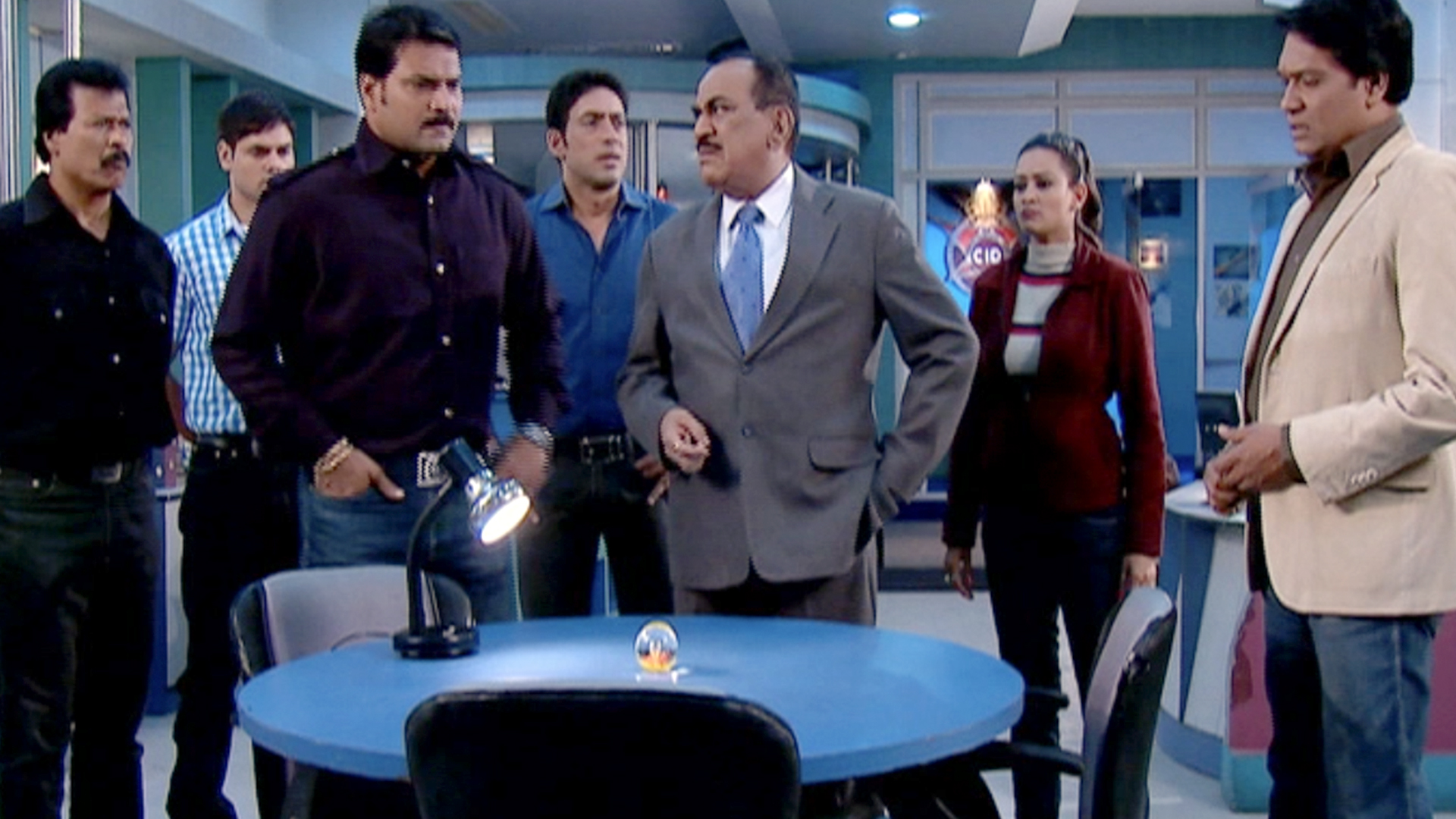 Watch CID Episode No. 740 TV Series Online - CID Maut Ki Kagaar Pe ...
