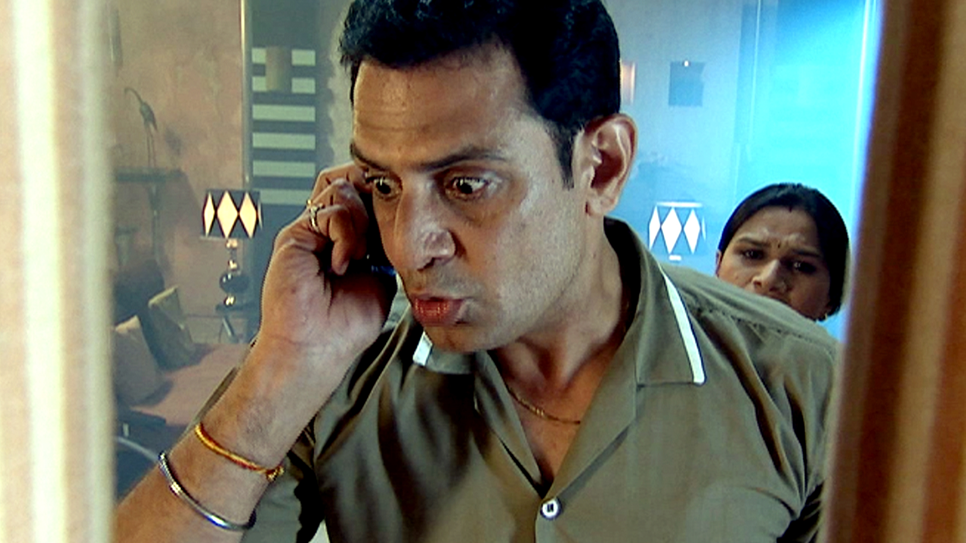 Watch CID Episode No. 764 TV Series Online - Pigeon - Asambhav Series ...