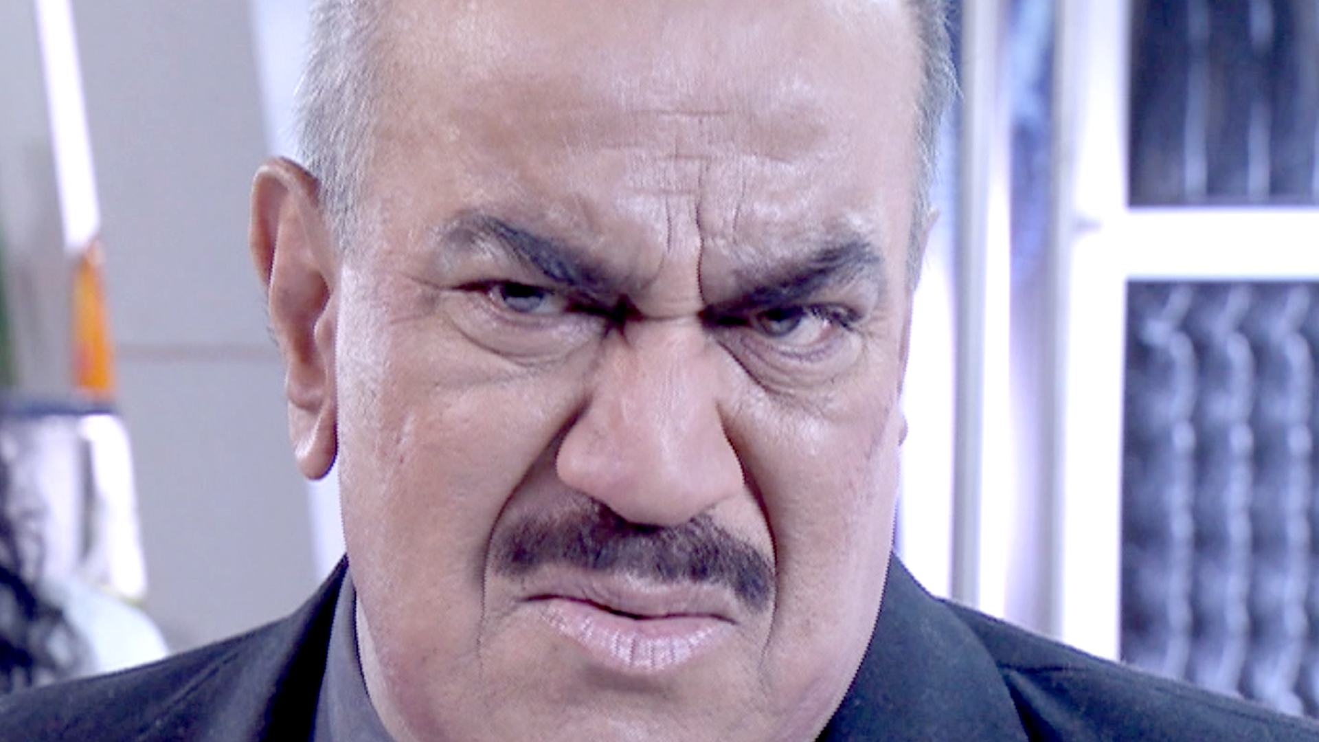 Watch CID Episode no. 937 TV Series Online - Water Tank Death - SonyLIV