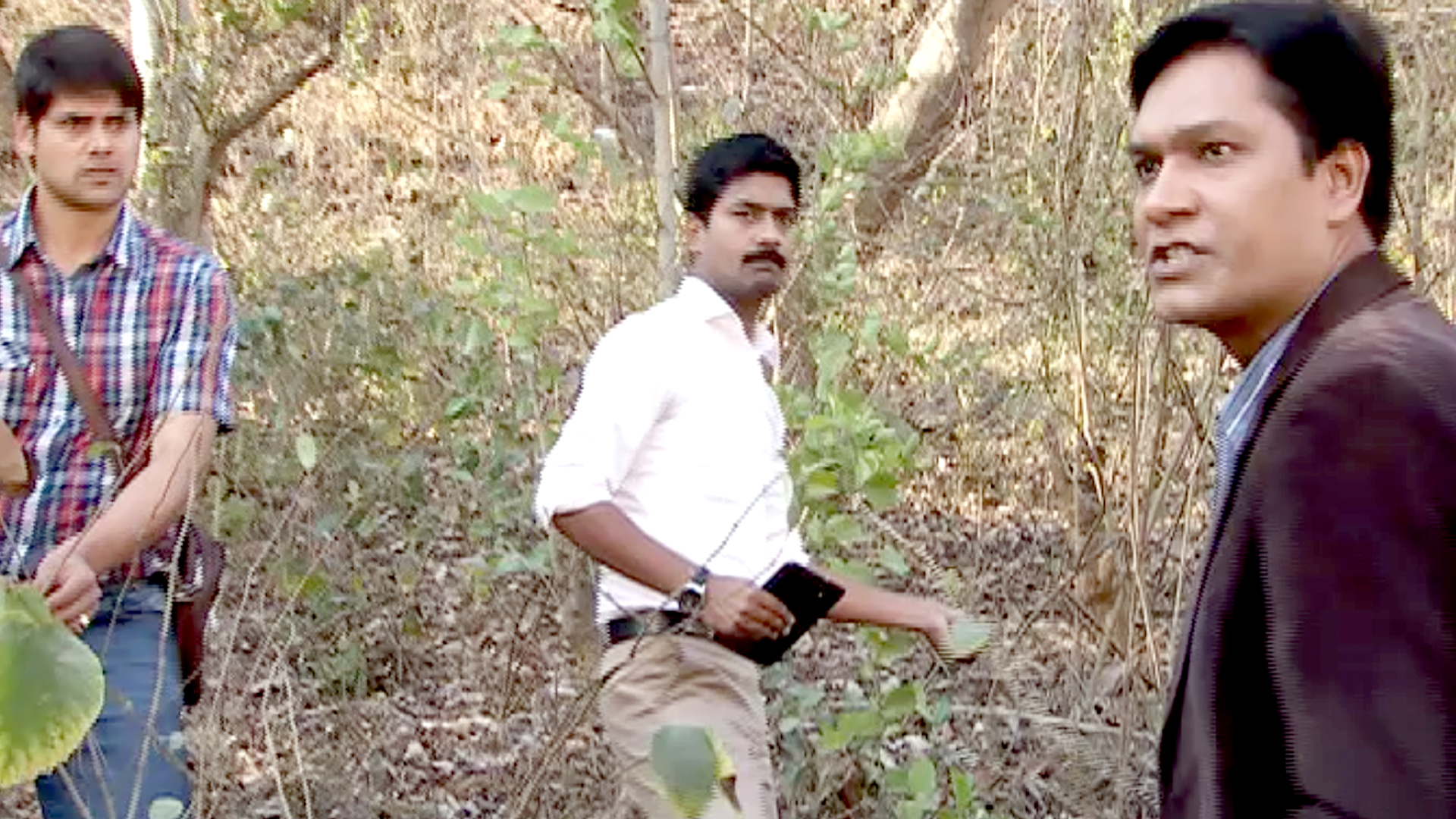 Watch CID Episode No. 938 TV Series Online - CID - Commando integration ...