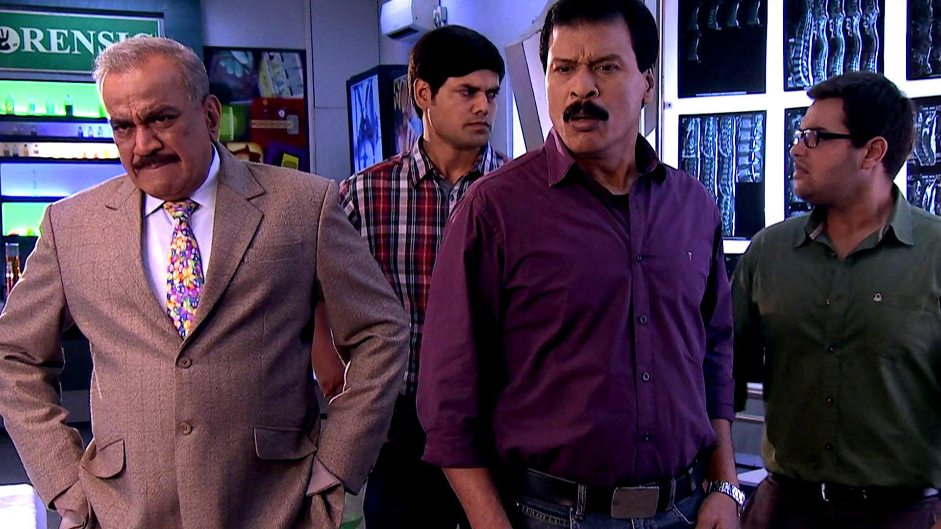 Watch CID Episode No. 968 TV Series Online - Raaz Heroine Ki Maut Ka ...