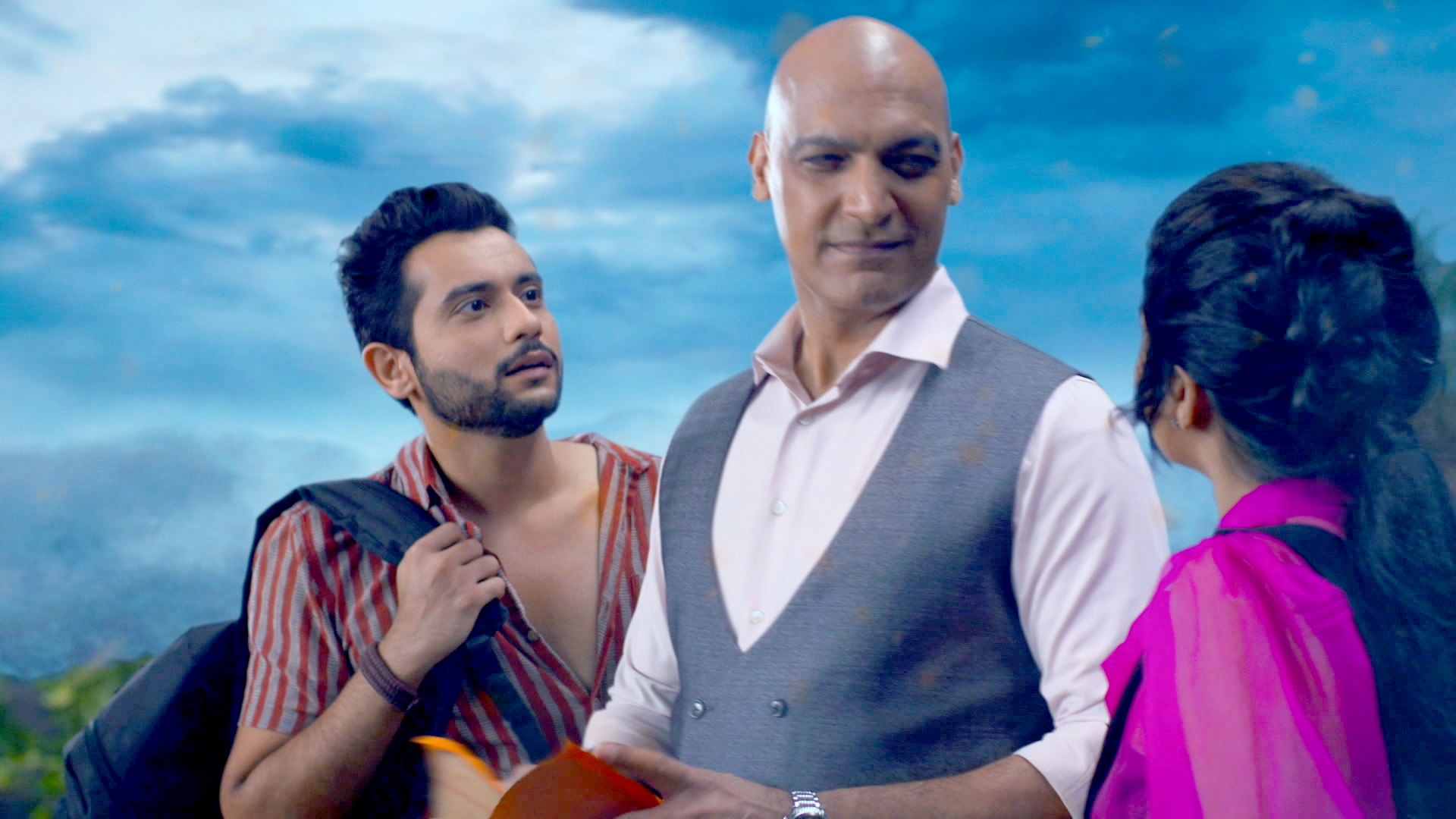 Watch Anonymous Help Arrives from Hero: Gayab Mode On online - SonyLIV