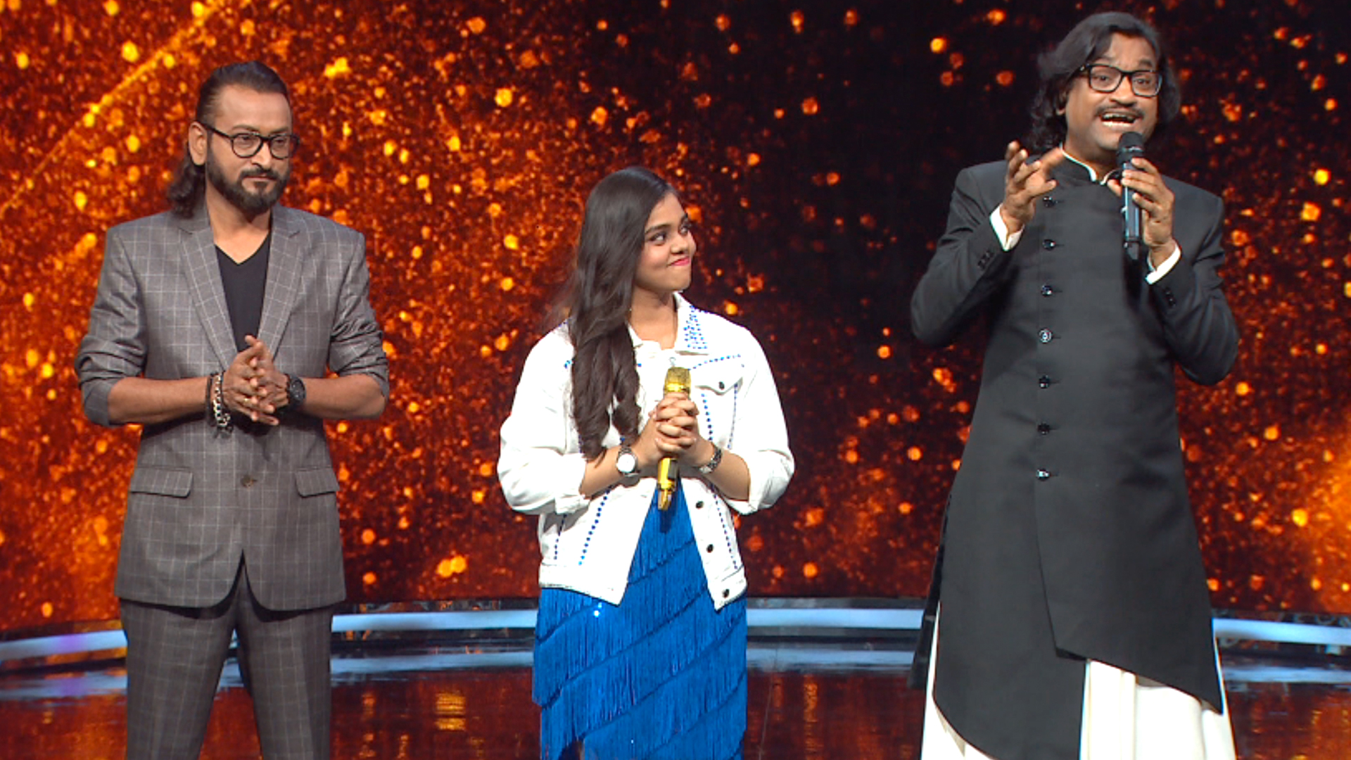 Watch Shanmukhapriya Aapne Mausam Badal Diya Full HD Video Clips on SonyLIV