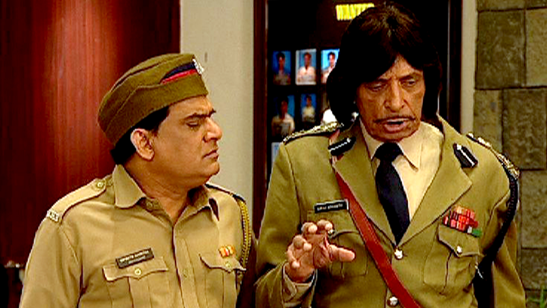 Watch FIR Episode No. 1000 TV Series Online - Double Trouble - SonyLIV