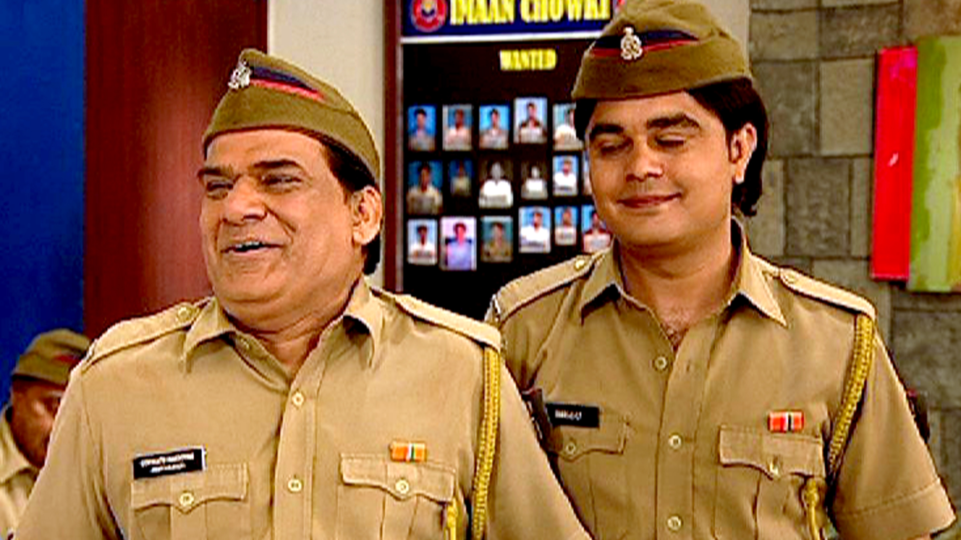 Watch FIR Episode No. 1005 TV Series Online - Haunted Doll - SonyLIV