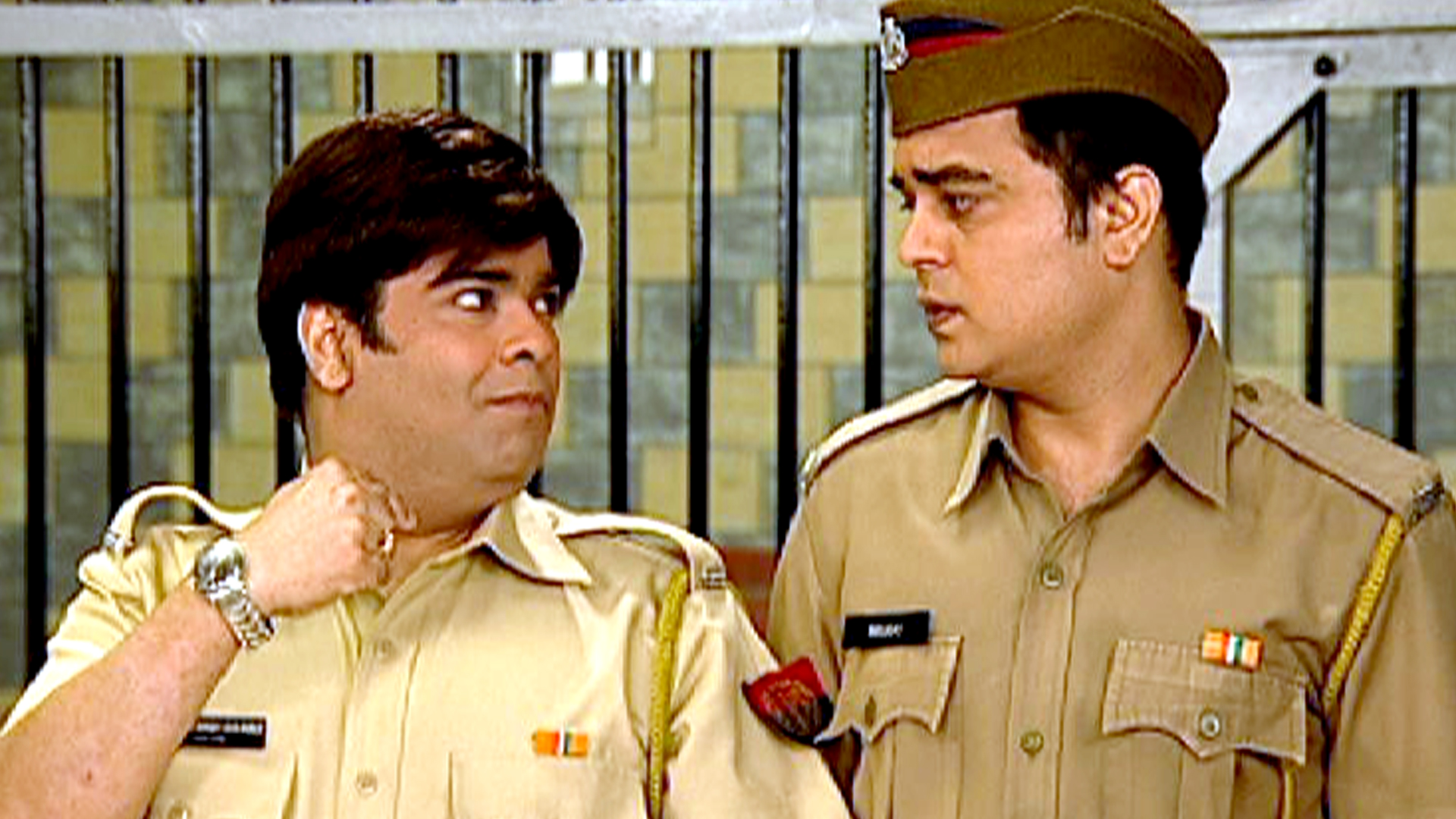 Watch FIR Episode No. 1030 TV Series Online - Police Arranges A Wedding ...