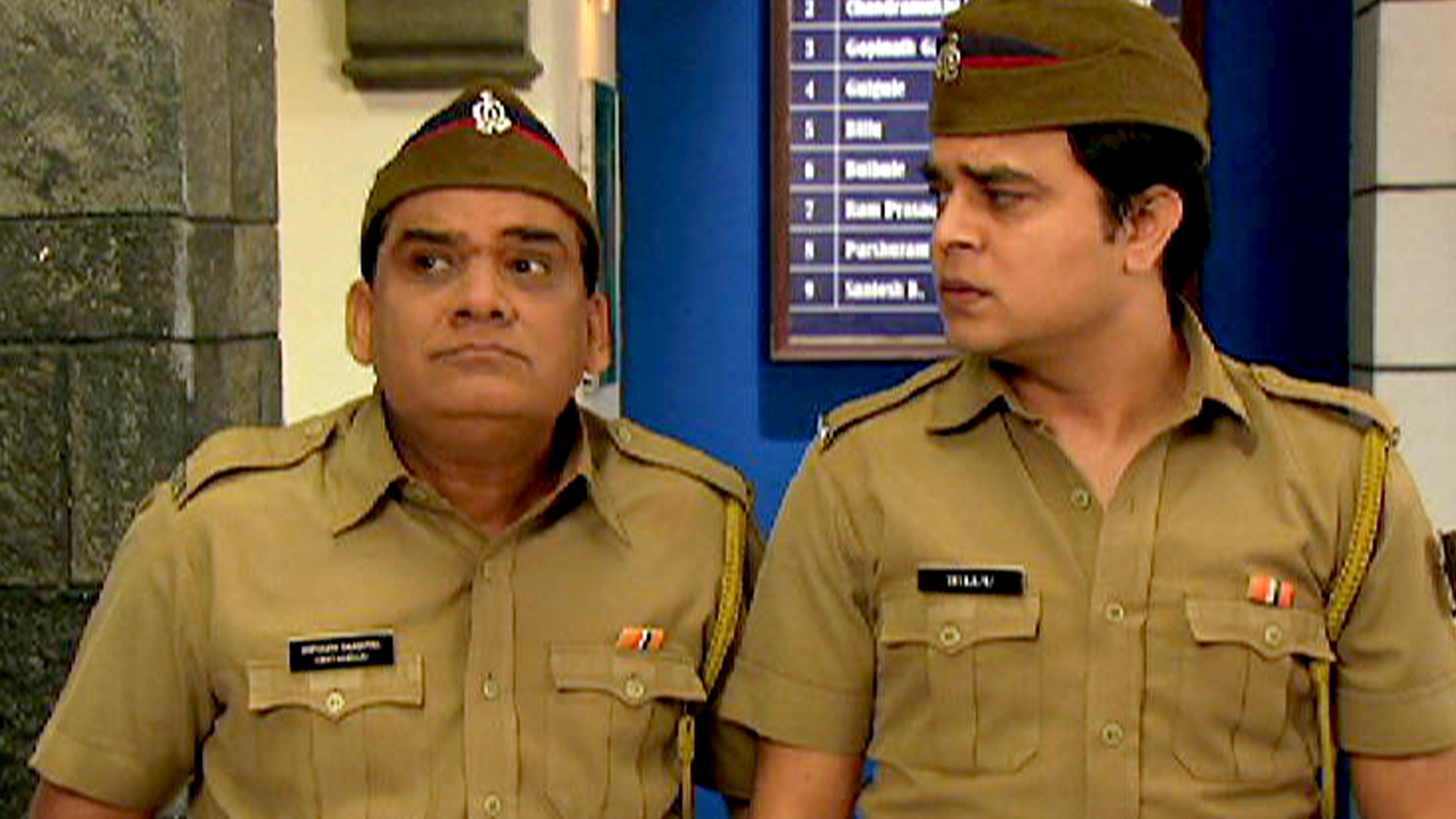 Watch FIR Episode No. 1060 TV Series Online - Chandramukhi Chakhayegi ...