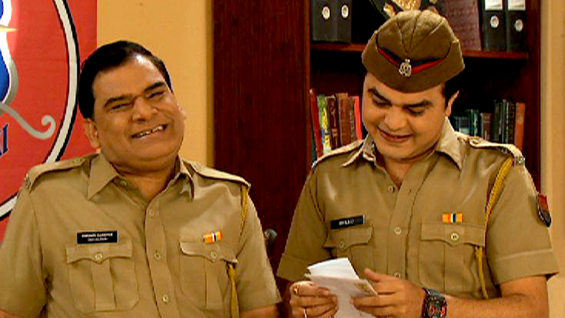 Watch FIR Episode No. 1096 TV Series Online - ACP Gopi Becomes A ...
