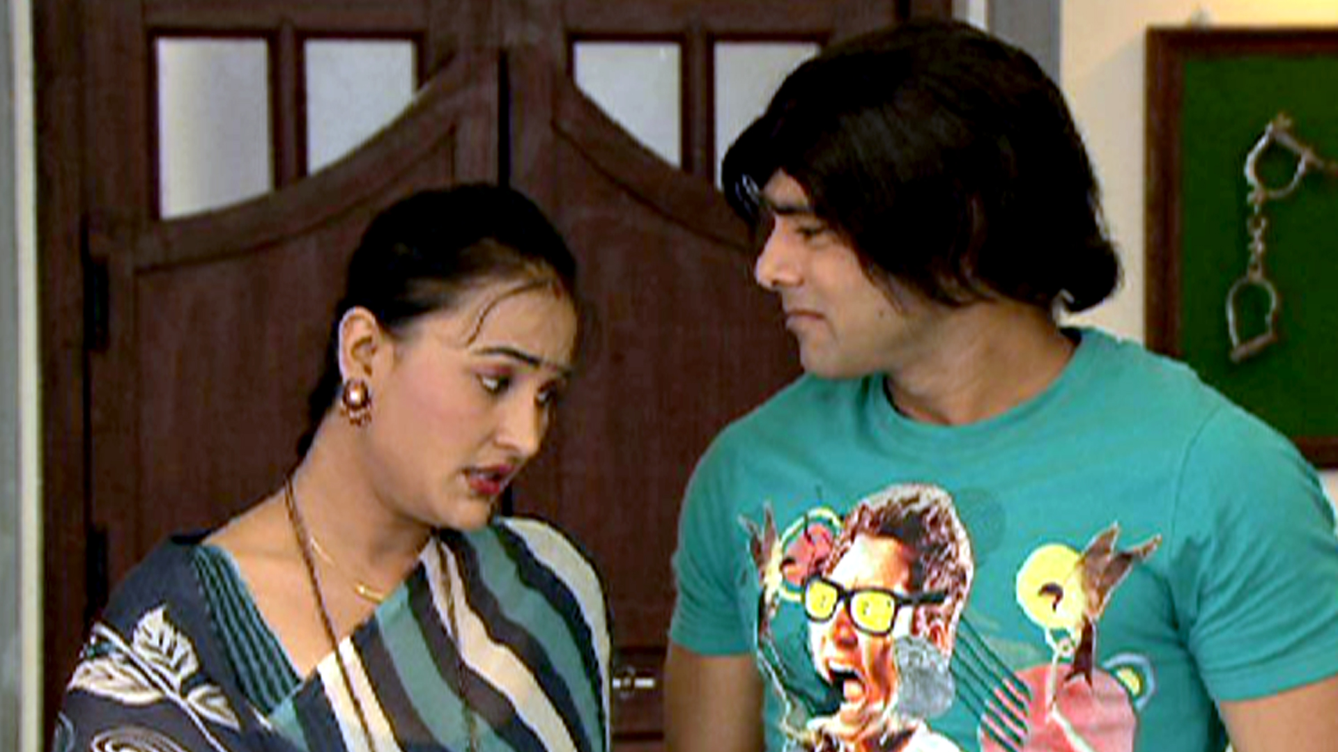 Watch FIR Episode No. 1162 TV Series Online - Yeh Flat Kab Banega - SonyLIV