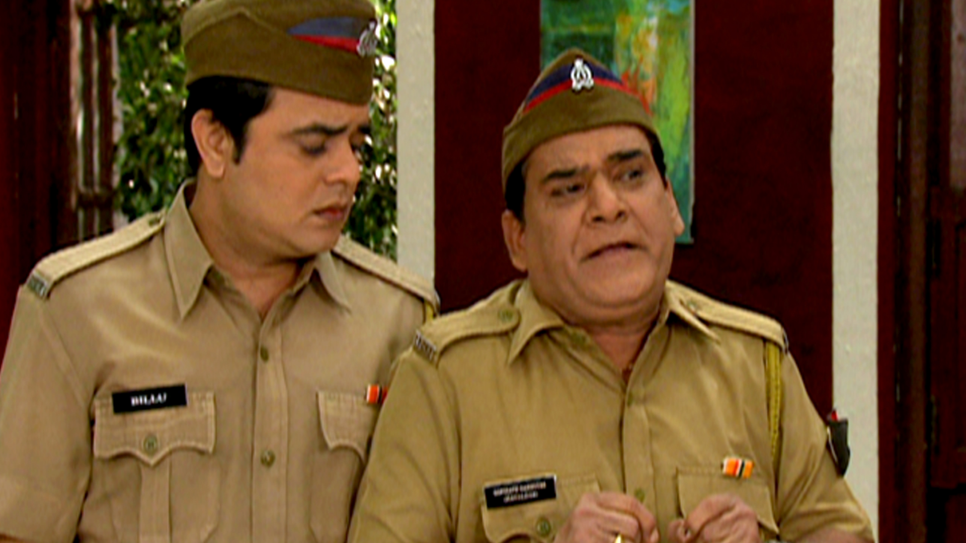 Watch Fir Episode No 1281 Tv Series Online Courier Boy Ya Doctor