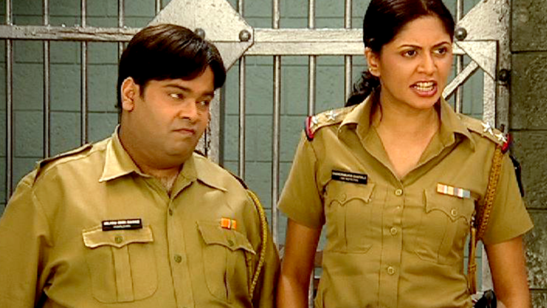 Watch FIR Episode No. 165 TV Series Online - Commissioners Relative Is ...