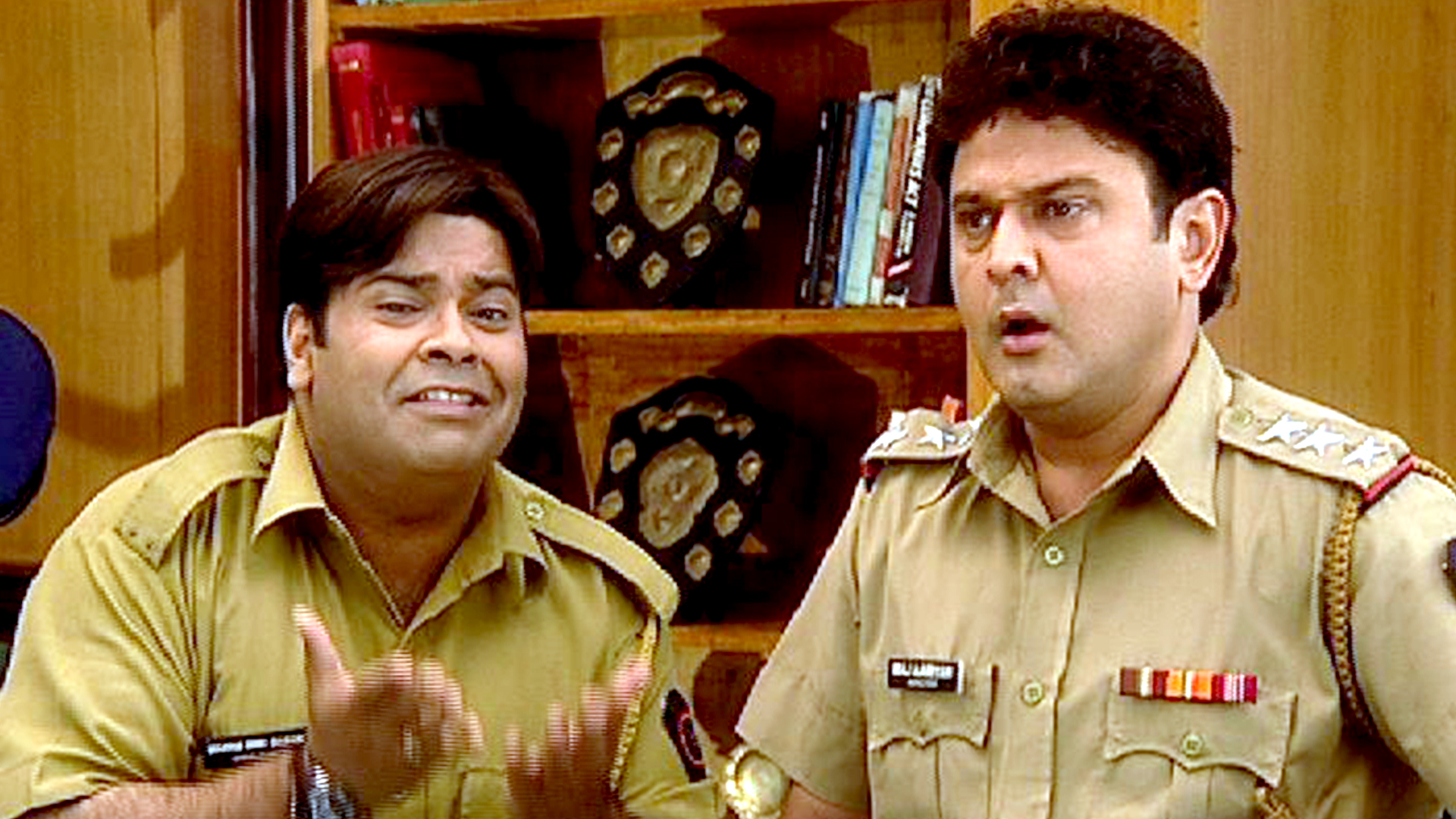 Watch FIR Episode No. 209 TV Series Online - Brothers - SonyLIV