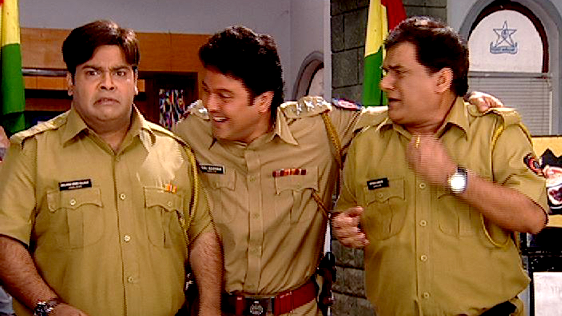 Watch FIR Episode no. 238 TV Series Online - Daku Mangal Singh - Sony LIV