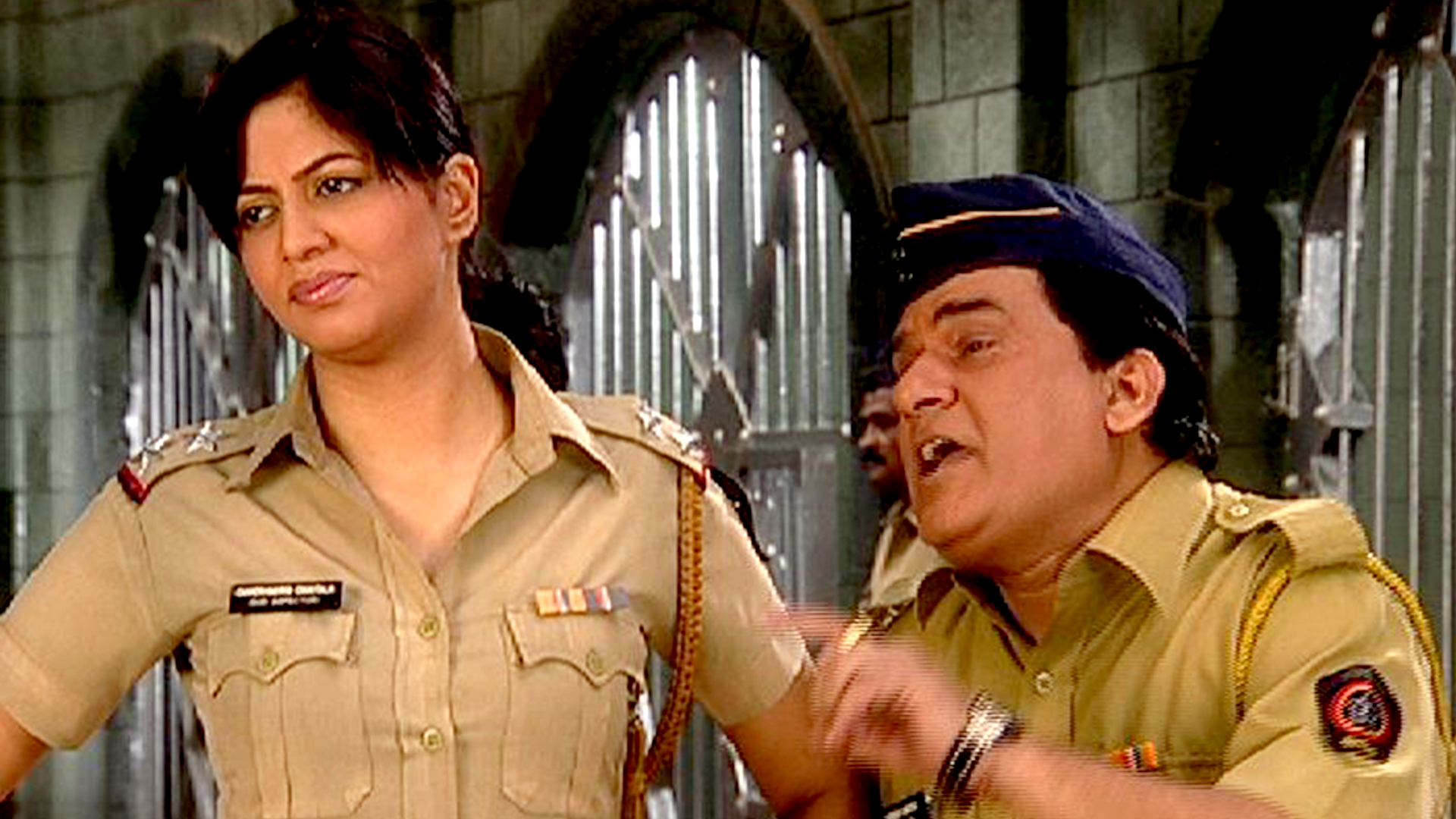 Watch FIR Episode no. 254 TV Series Online - Kite Champs - Sony LIV