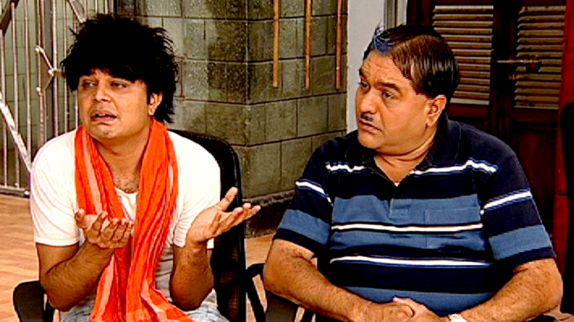 Watch FIR Episode no. 417 TV Series Online - The Cheat Servant - Sony LIV