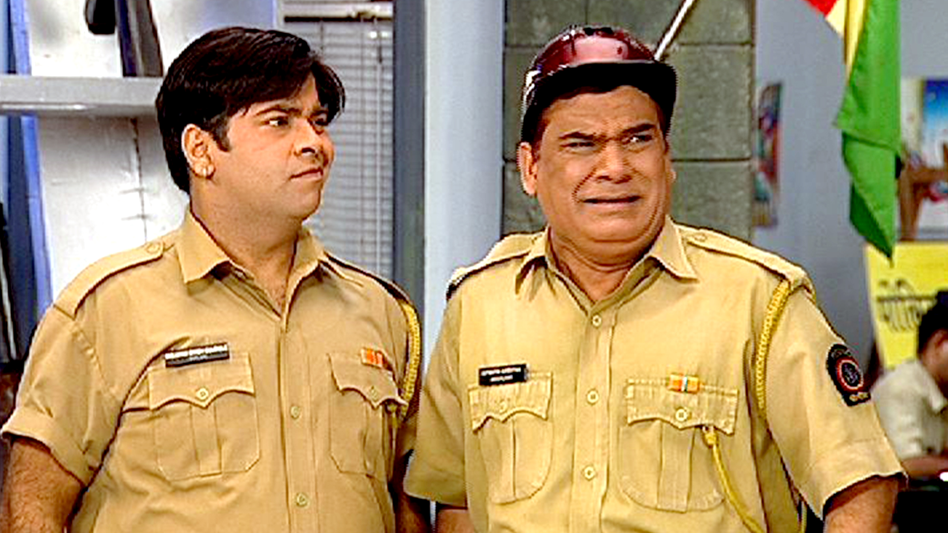 Watch FIR Episode No. 453 TV Series Online - Tattletale Gulgule - SonyLIV