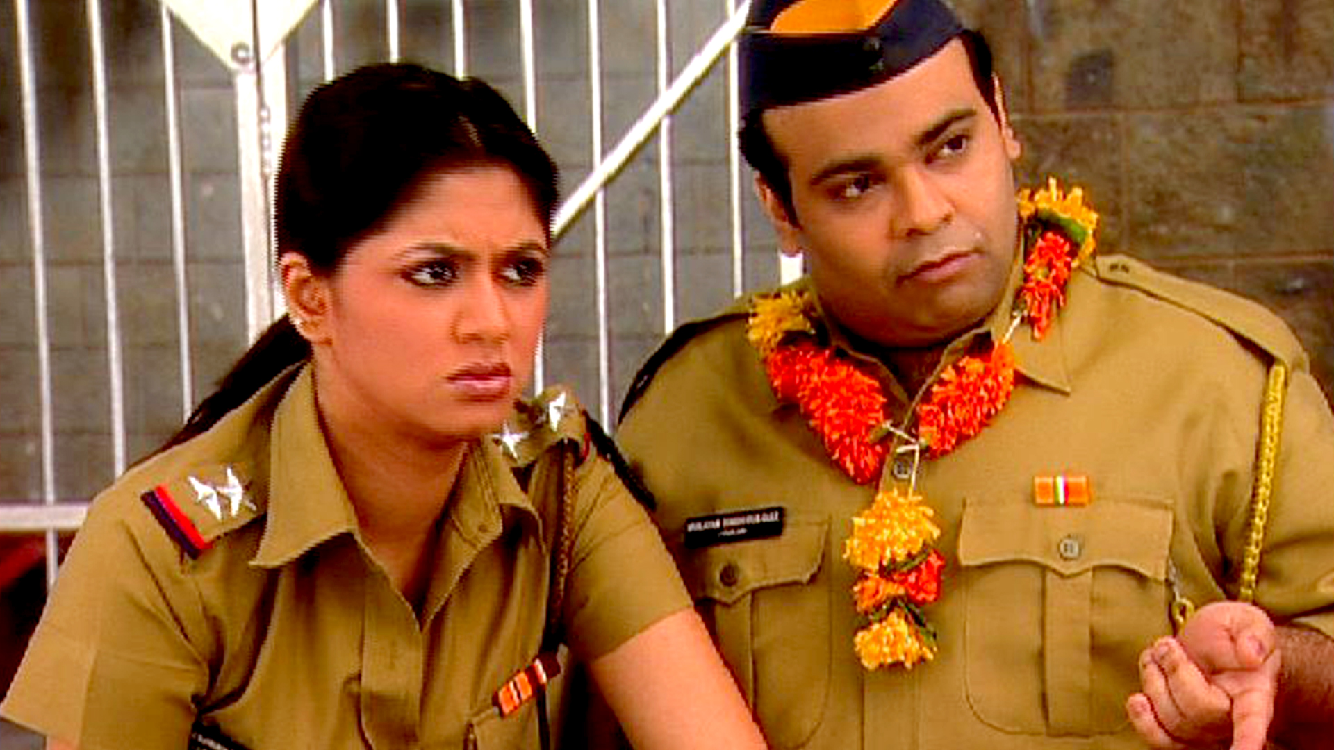 Watch FIR Episode No. 46 TV Series Online - Friendhsip Day - SonyLIV