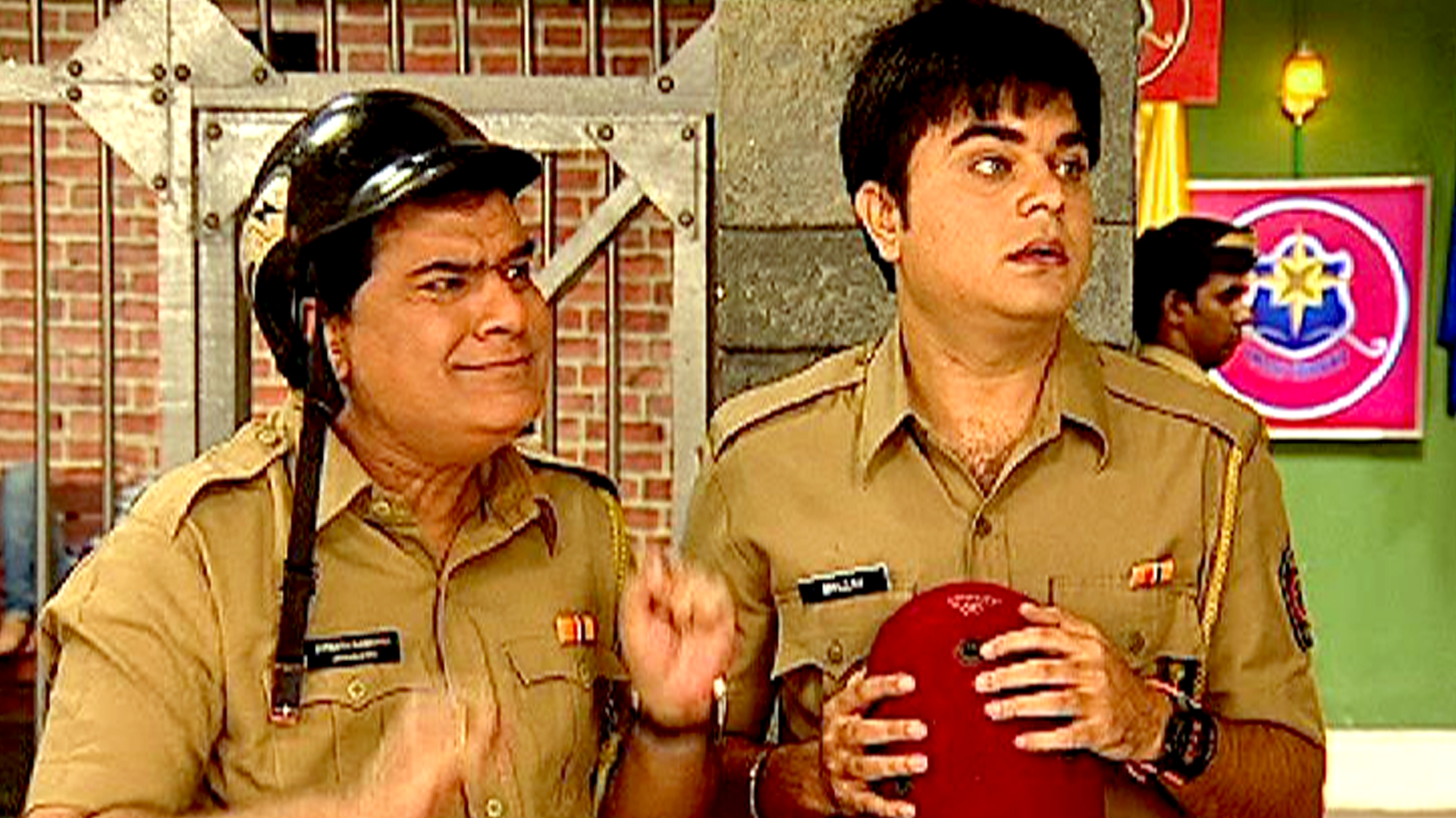 Watch FIR Episode no. 773 TV Series Online - Bilauta Industries - Sony LIV