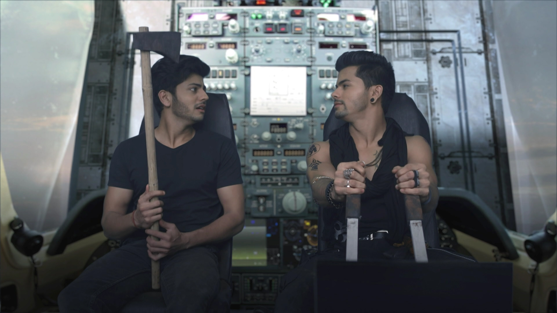 Watch Hero: Gayab Mode On Episode No. 102 TV Series Online - Veer's ...