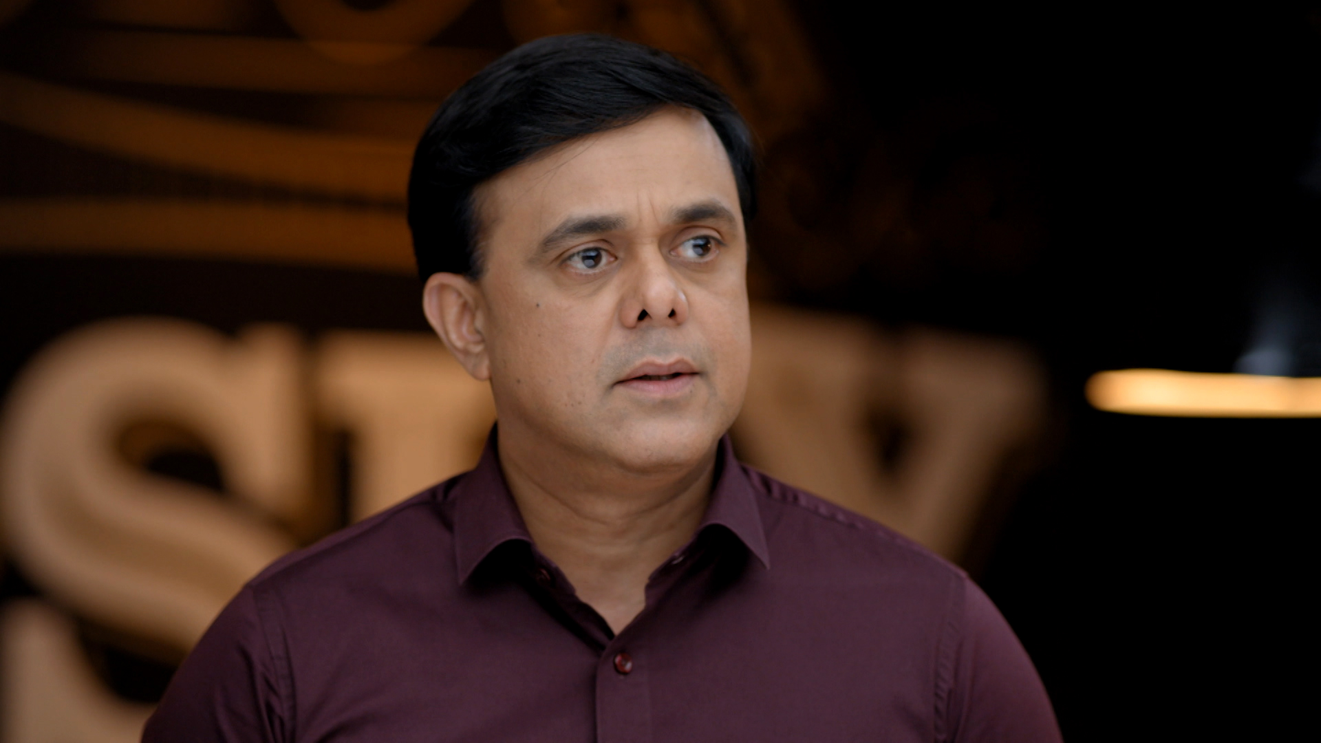 Watch Rekindling Rajesh's Passion For Singing from Wagle Ki Duniya ...