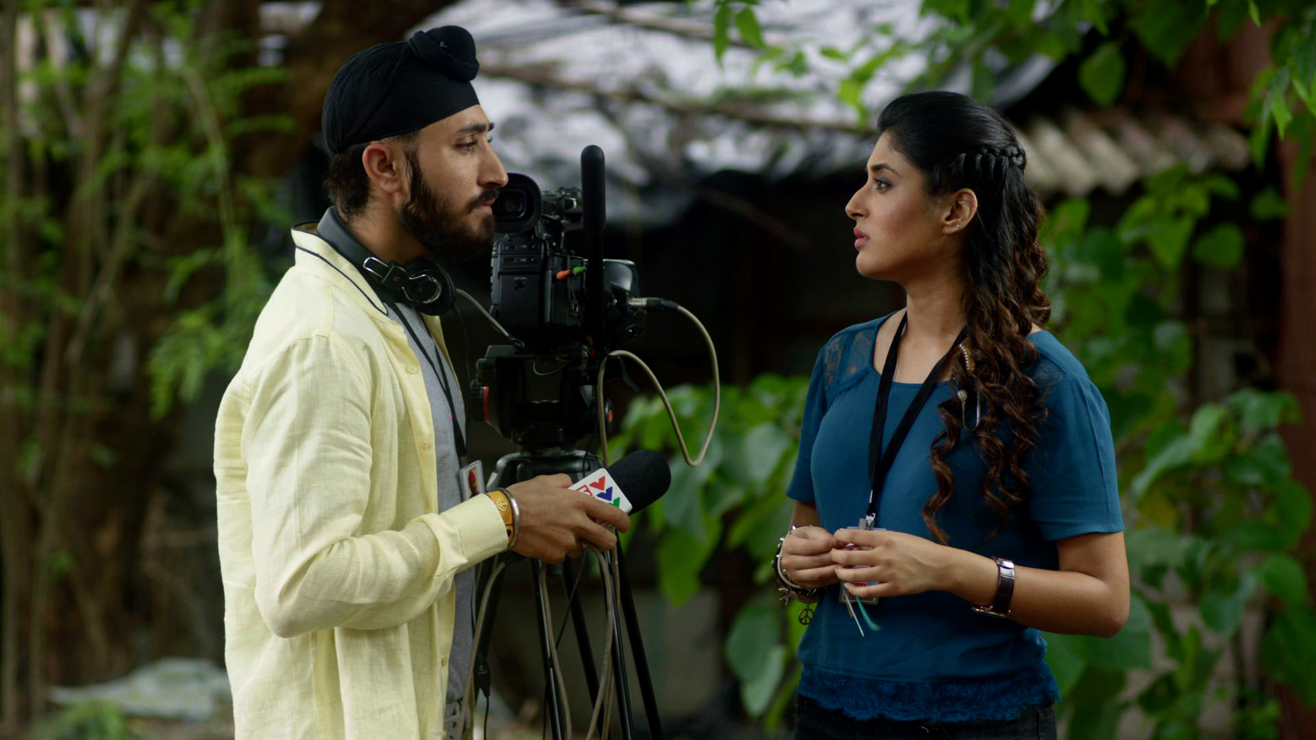 Watch Reporters Episode No. 77 TV Series Online - Kabir Makes Efforts ...