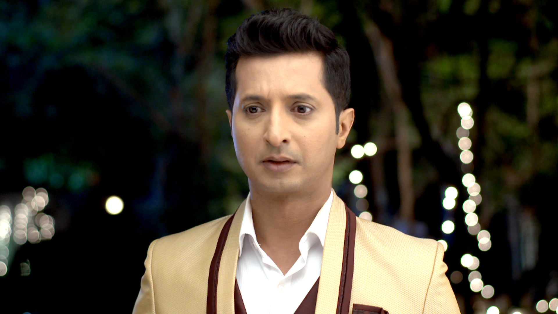 Watch Tu Chandane Shimpit Jaashi Episode No. 73 TV Series Online - Tyre ...