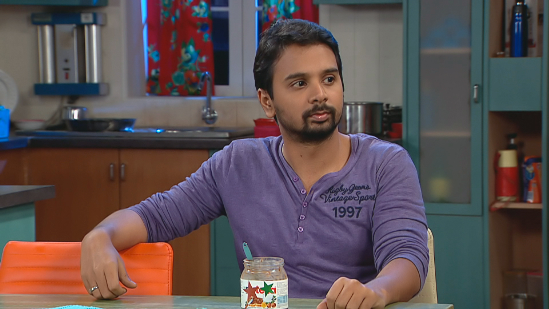 Watch Sumit Sambhal Lega Episode 18 Online - Sumit’s Estranged Parents ...